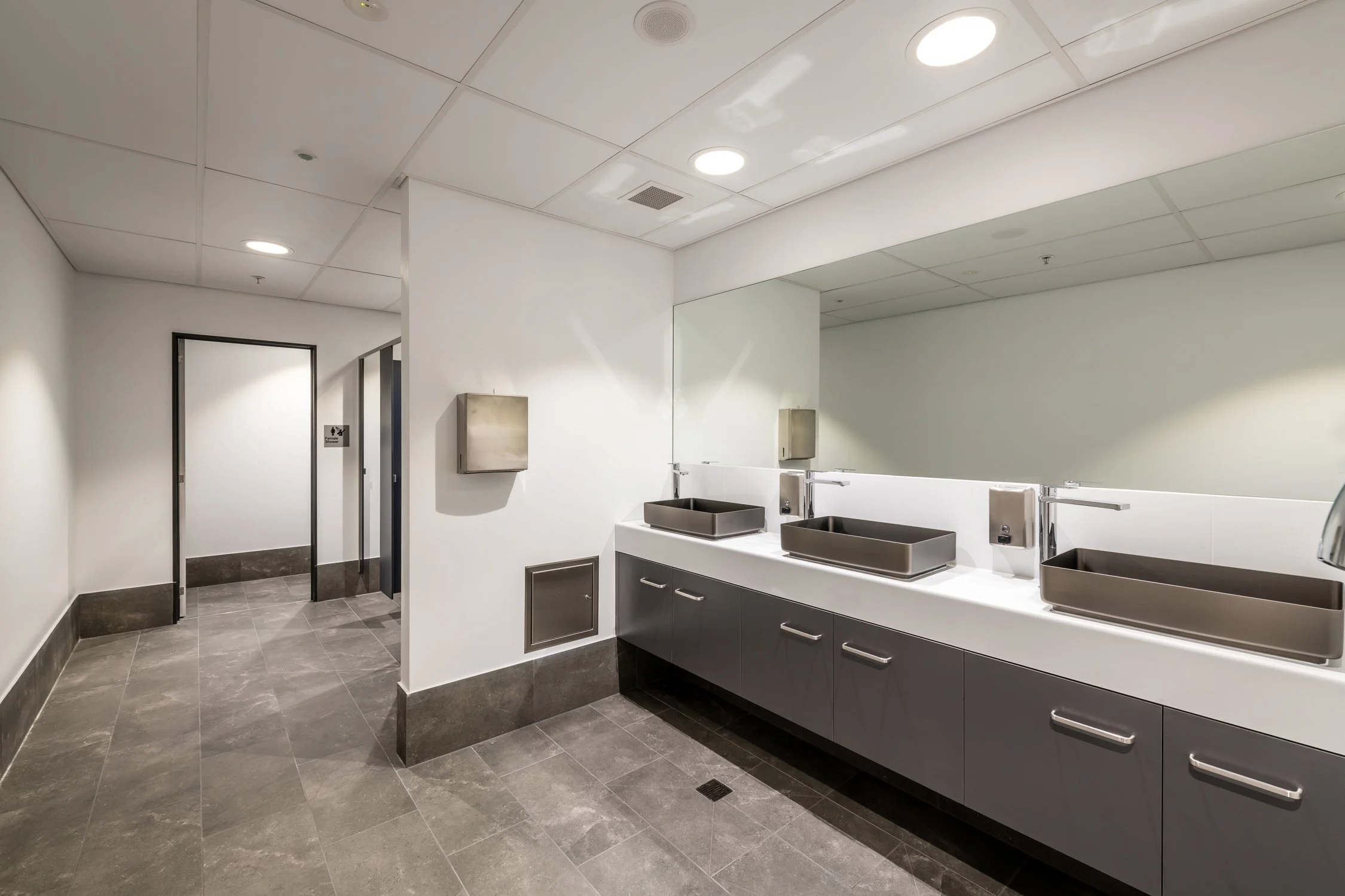 Arrow Transport and Logistics — McNab