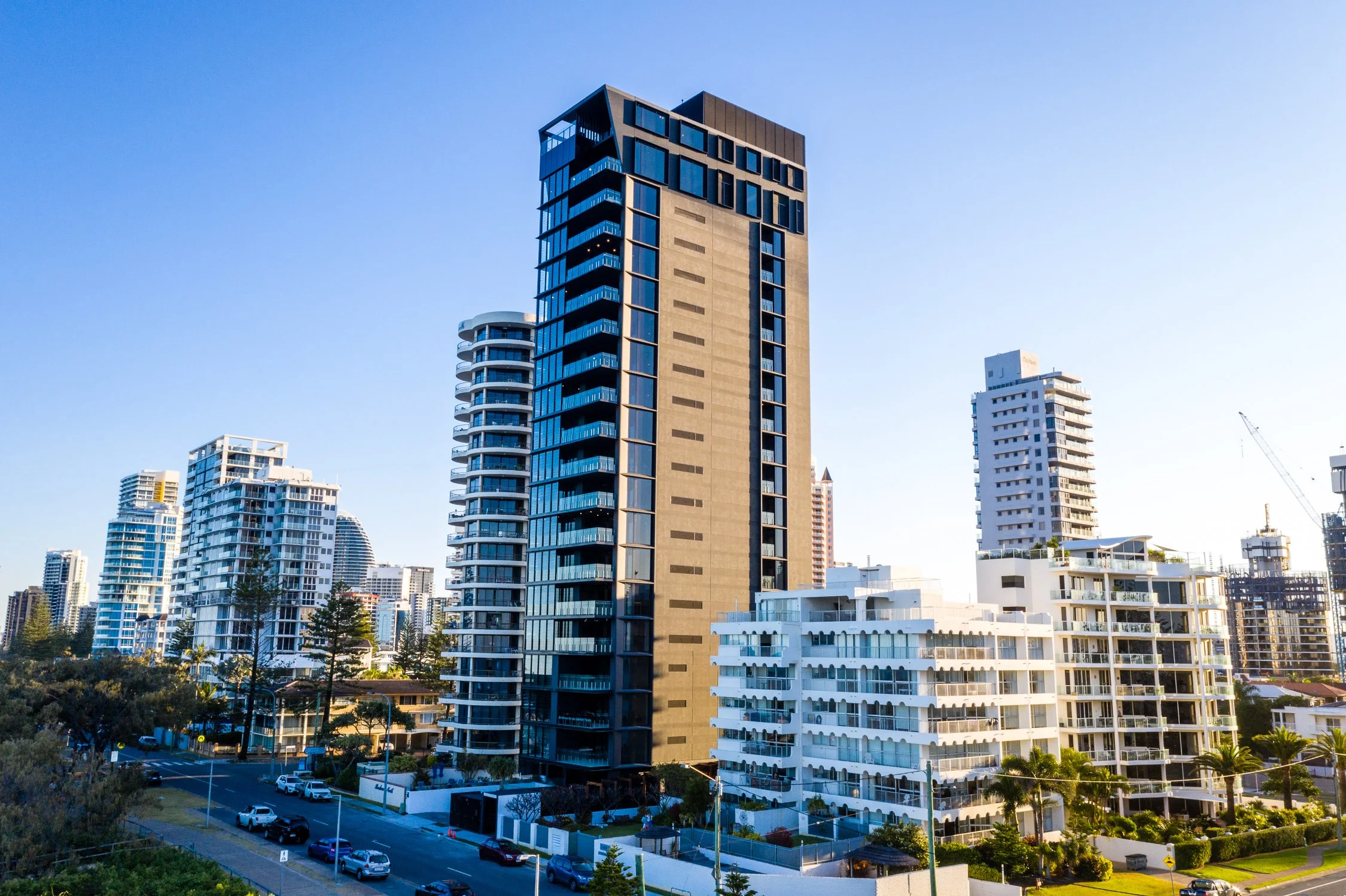 31 Broadbeach Apartments — McNab