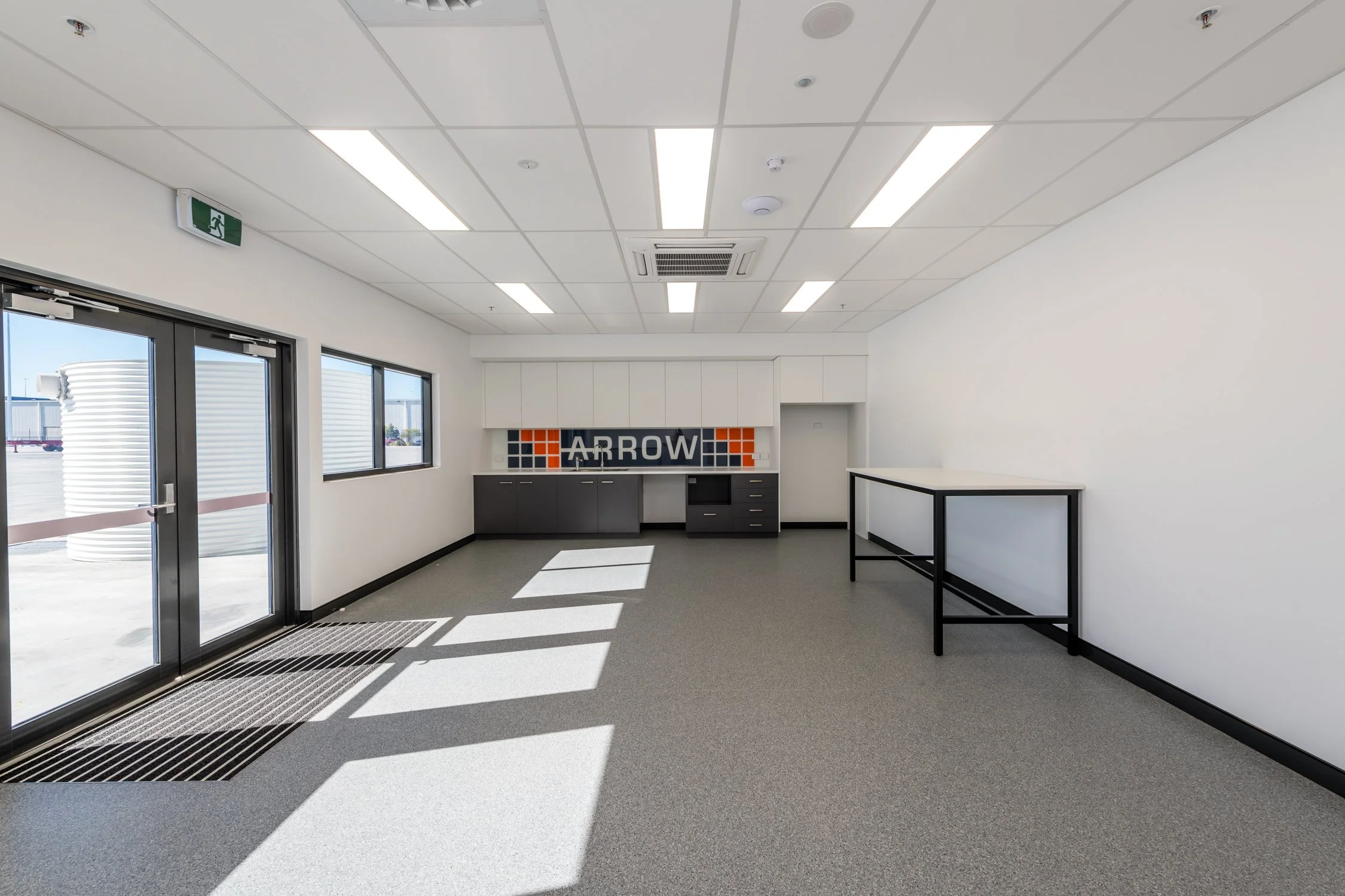 Arrow Transport and Logistics — McNab