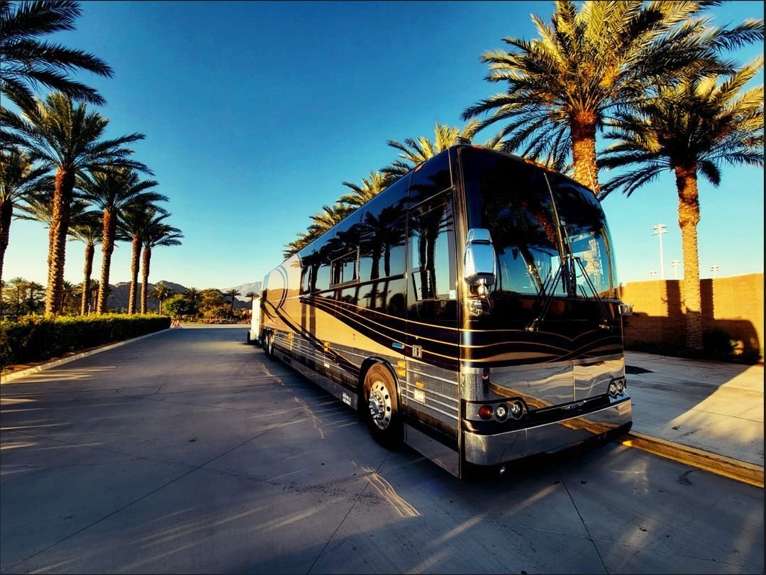 Entertainment Coach — Checker Transport