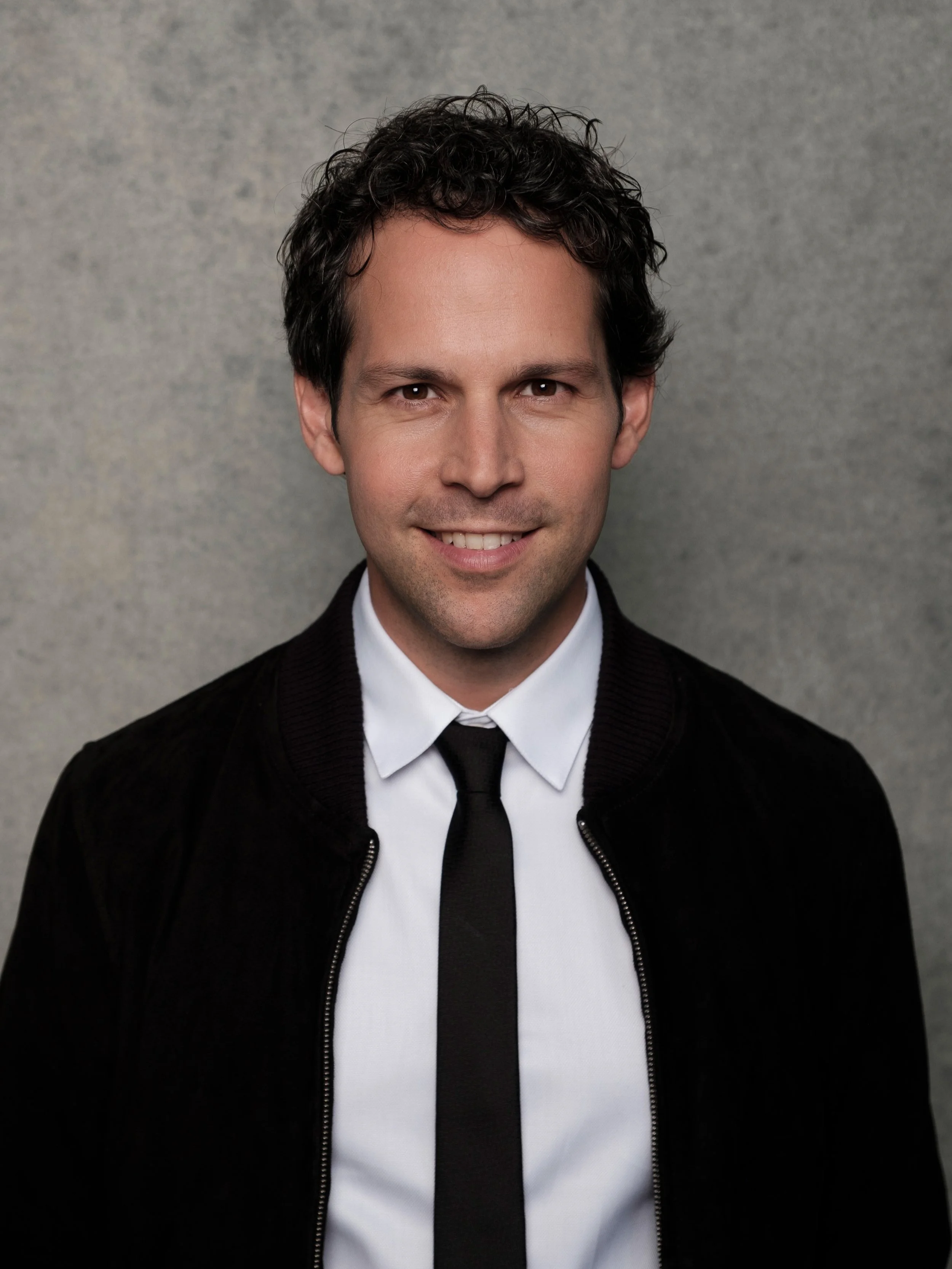 Victor Mids van MINDF*CK exclusief te boeken bij Talency | Geen dure ...