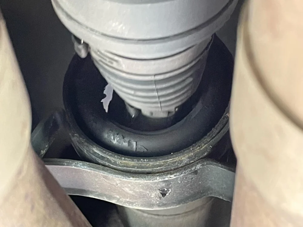 Driveshaft Carrier Upgrade - Dodge WD Durango/Jeep WK2 Grand Cherokee ...