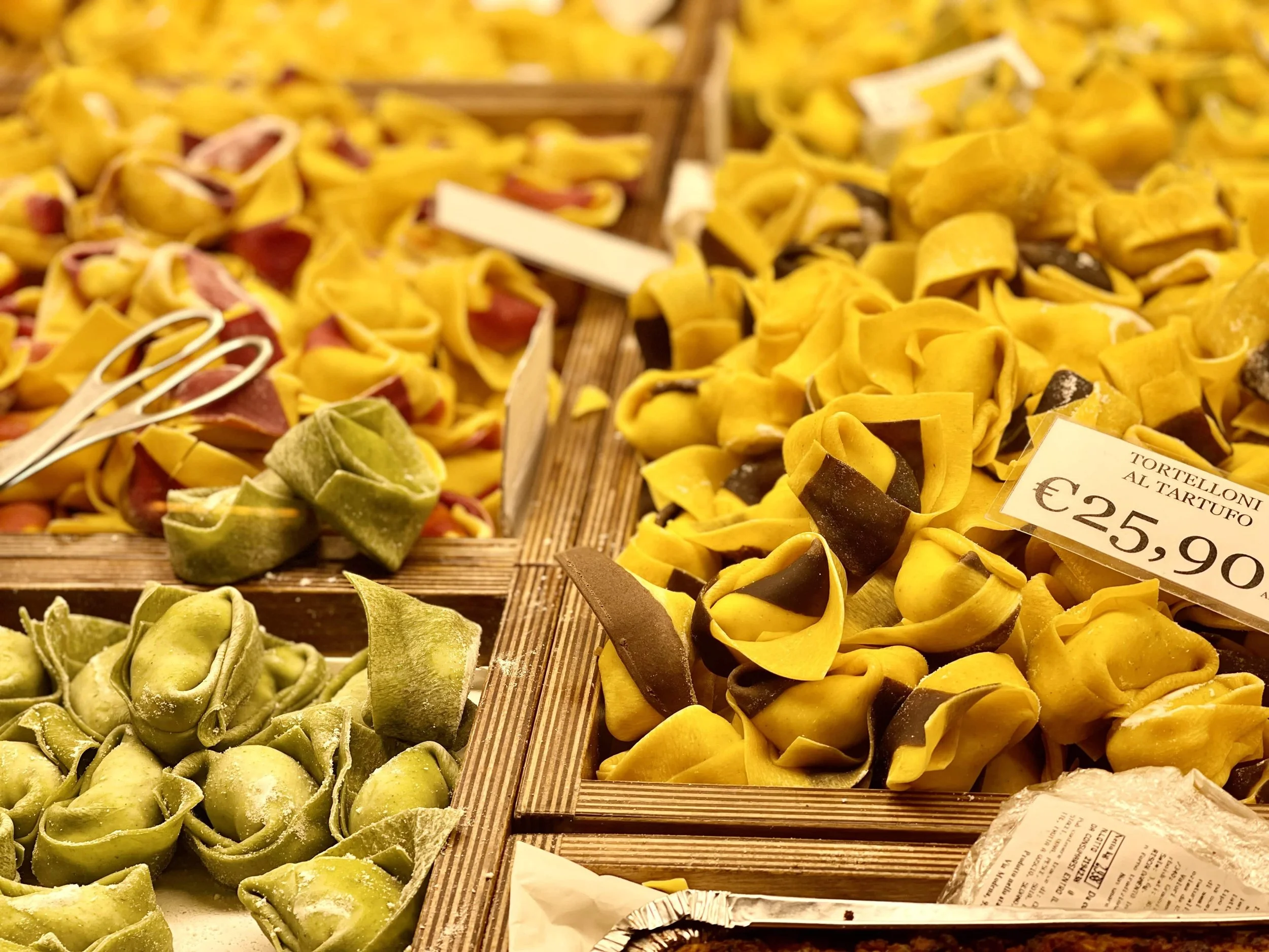 BEST RESTAURANTS & FOOD IN BOLOGNA, ITALY: 2024 GUIDE — Chef Denise