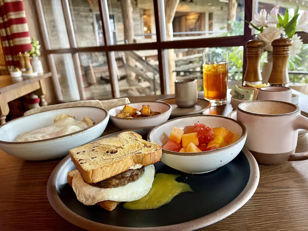 4 North Carolina Vacation Spots Foodies Love For 2025 — Chef Denise