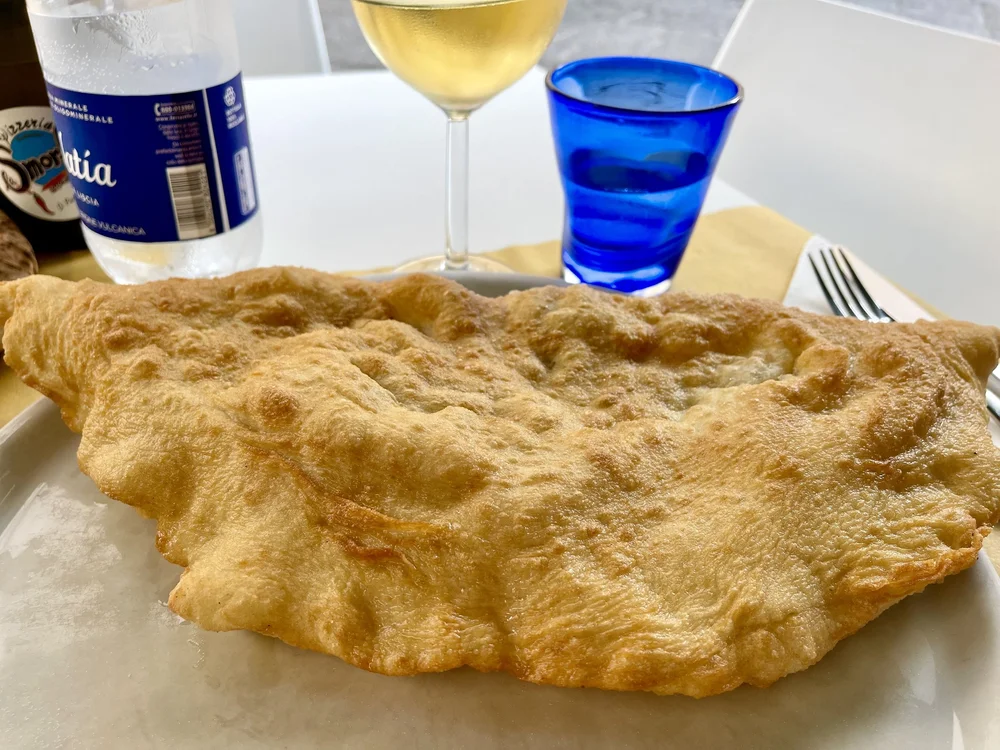 13 Best Street Foods in Naples, Italy: Guide 2025 — Chef Denise