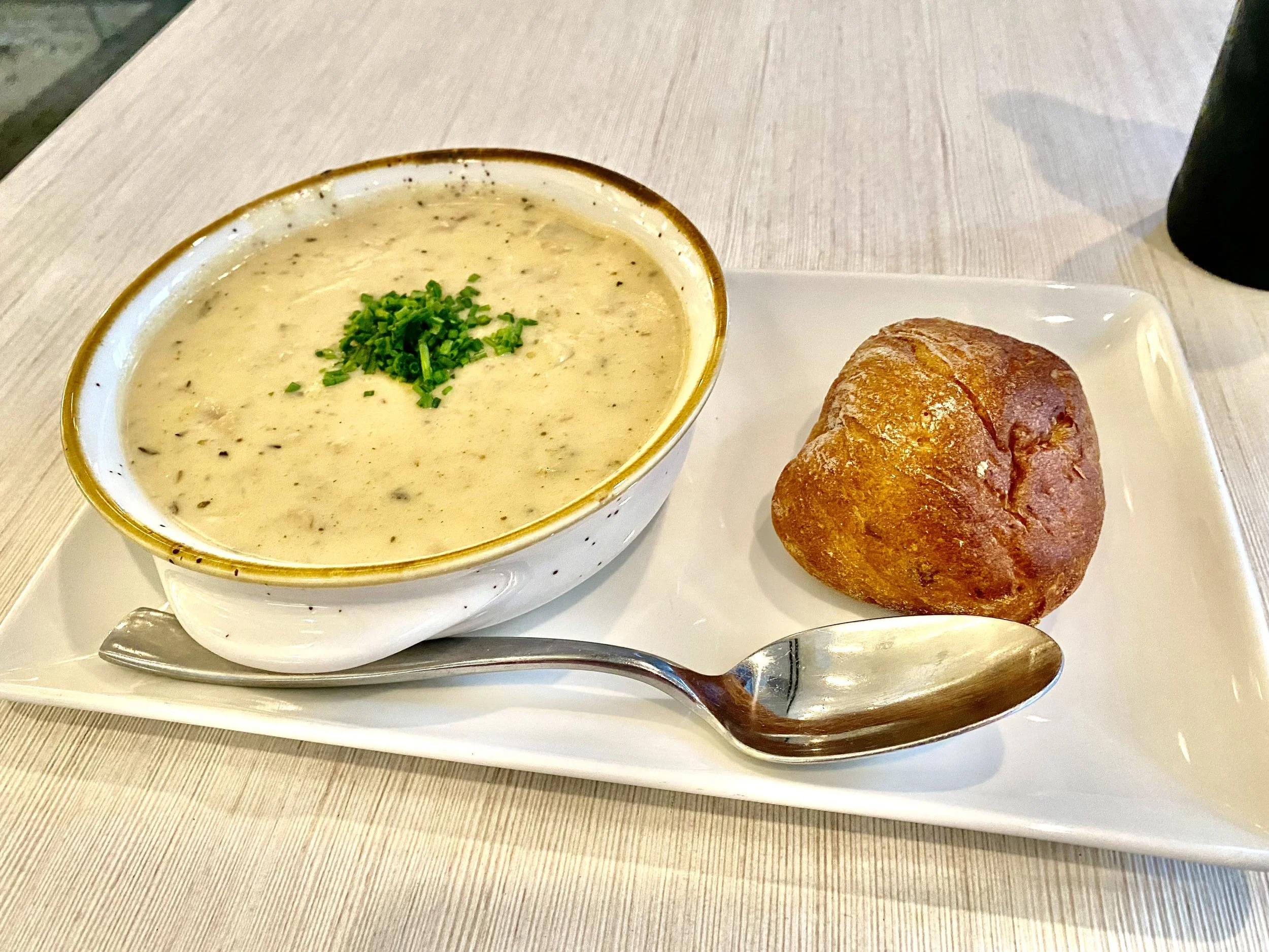 13 Famous Foods in Seattle & Best Places To Get Them! — Chef Denise