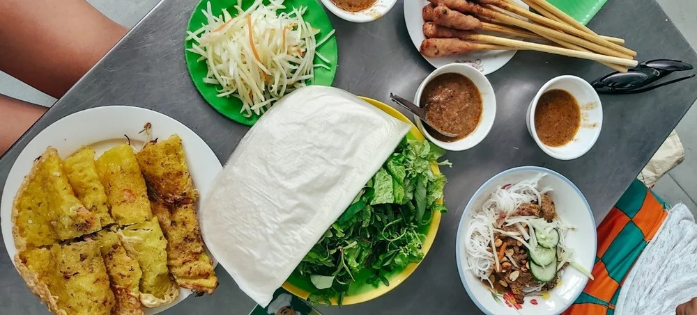 The Best Food in Da Nang, Vietnam to Eat on Vacation — Chef Denise