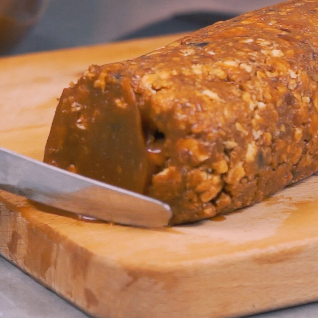 Ch-EAT's Salted Caramel Christmas Log