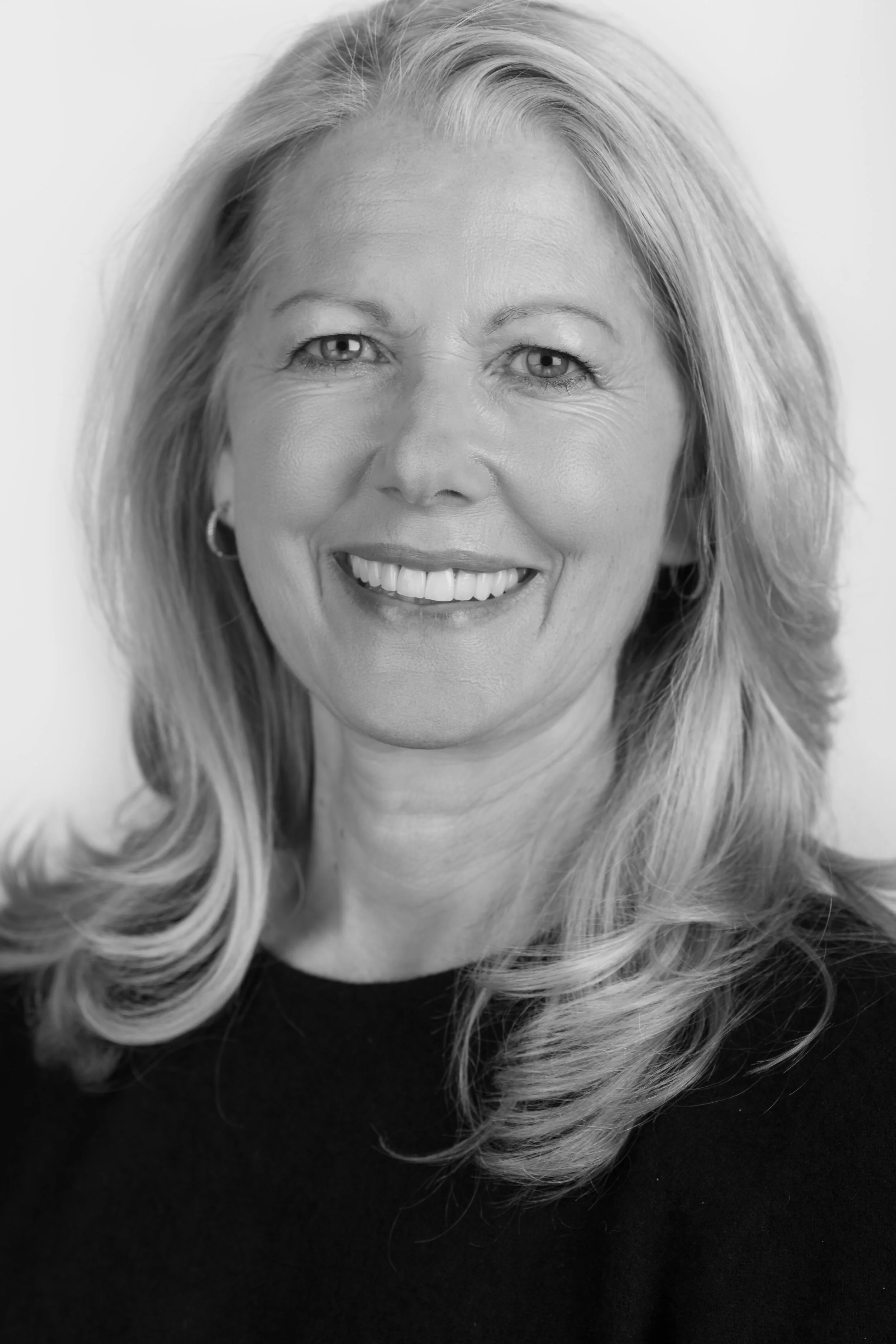 Laura Collins's Instagram, Twitter & Facebook on IDCrawl