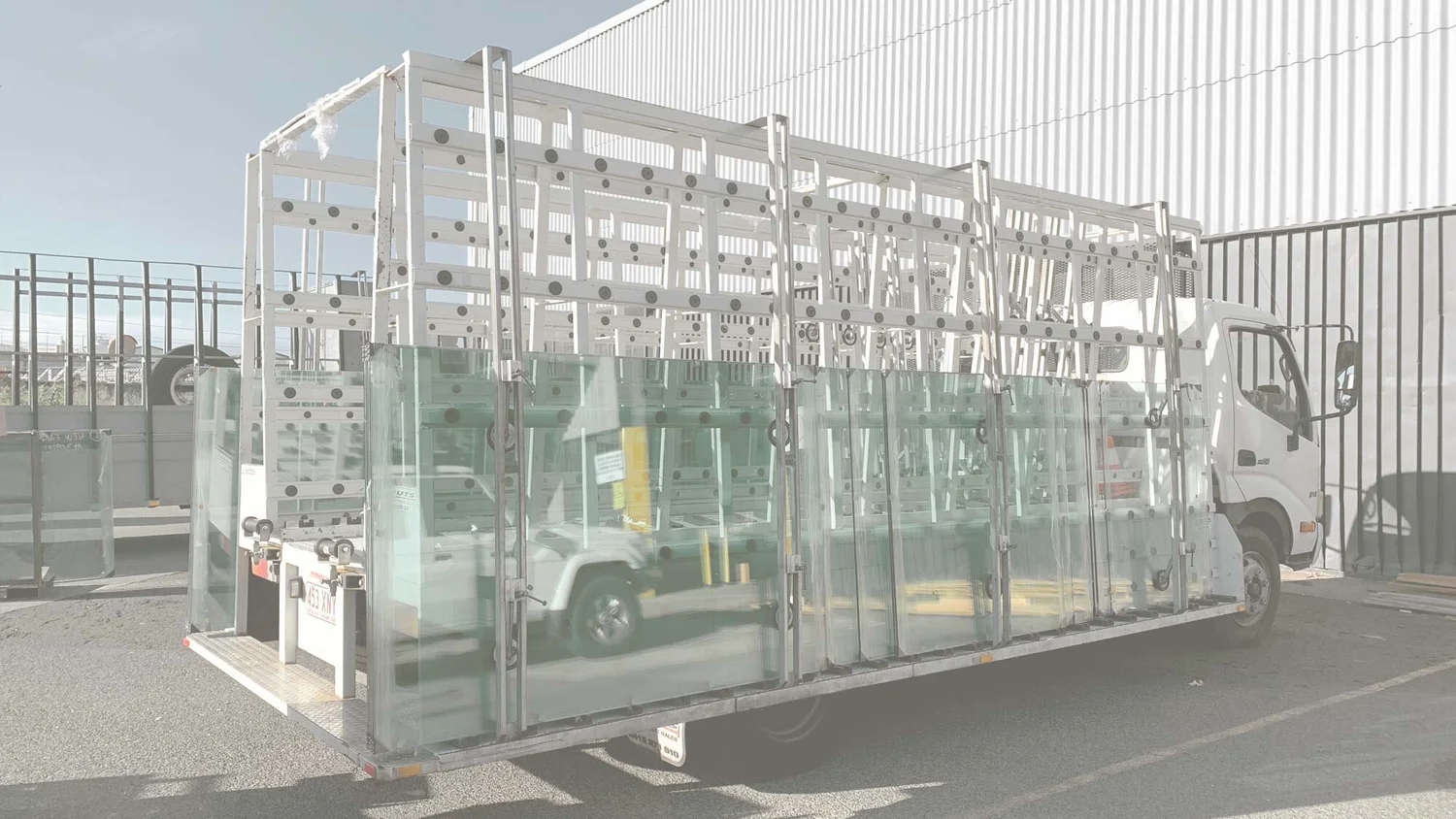 Expert Trade Only Suppliers for Glass and Aluminium Products — Glass Outlet