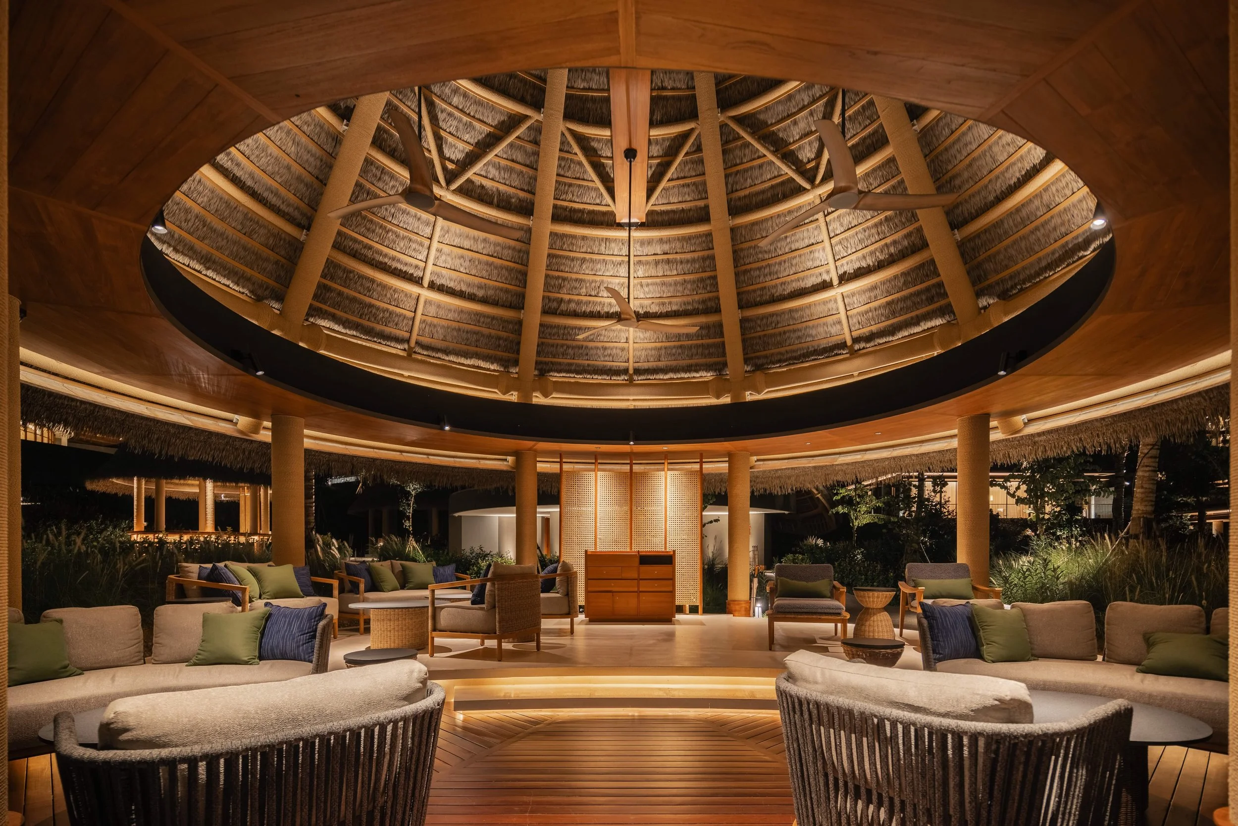 Ta’aktana Luxury Collection Labuan Bajo | Studio Nimmersatt Lighting ...