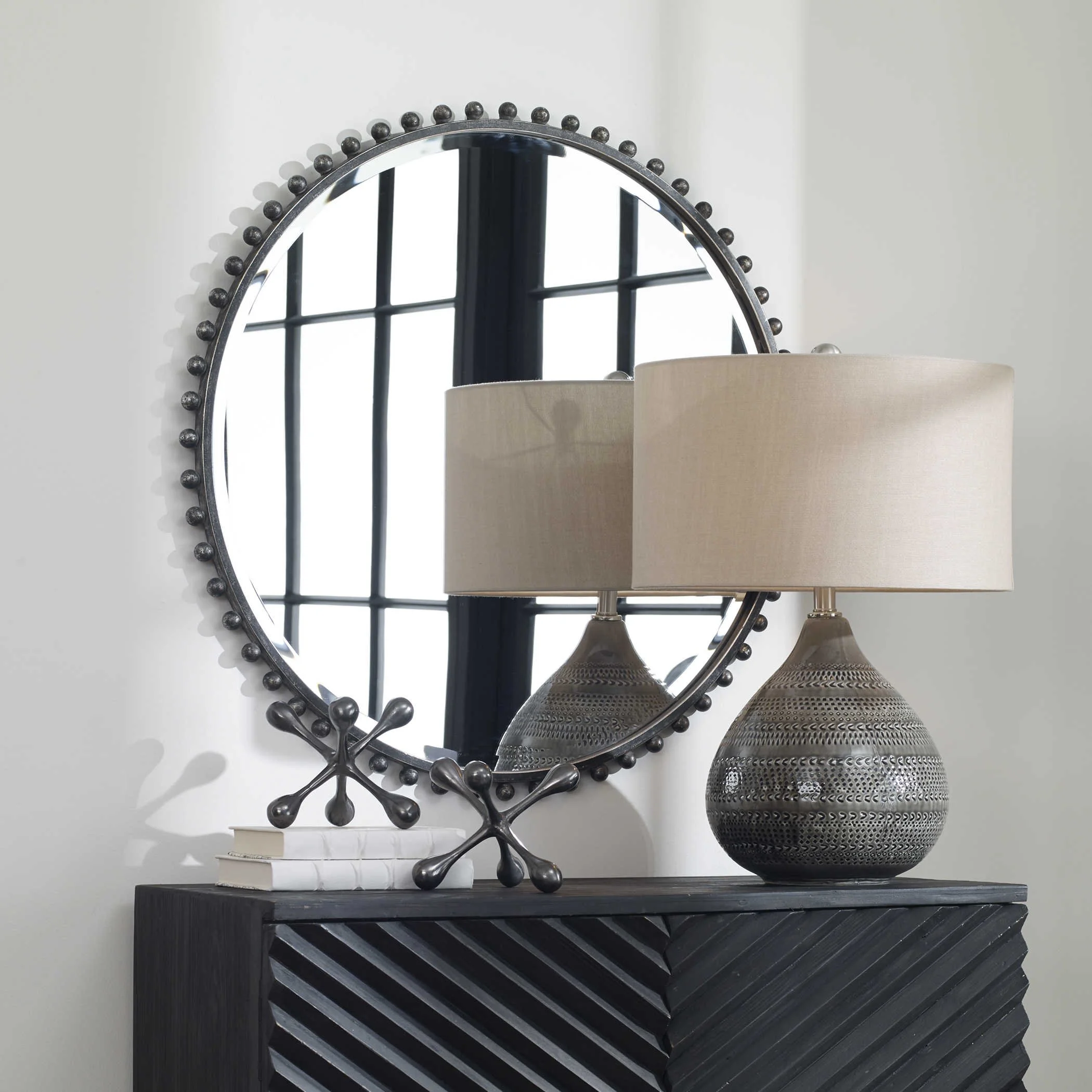 Top interior designer tips on using rounded decor items to soften the ...