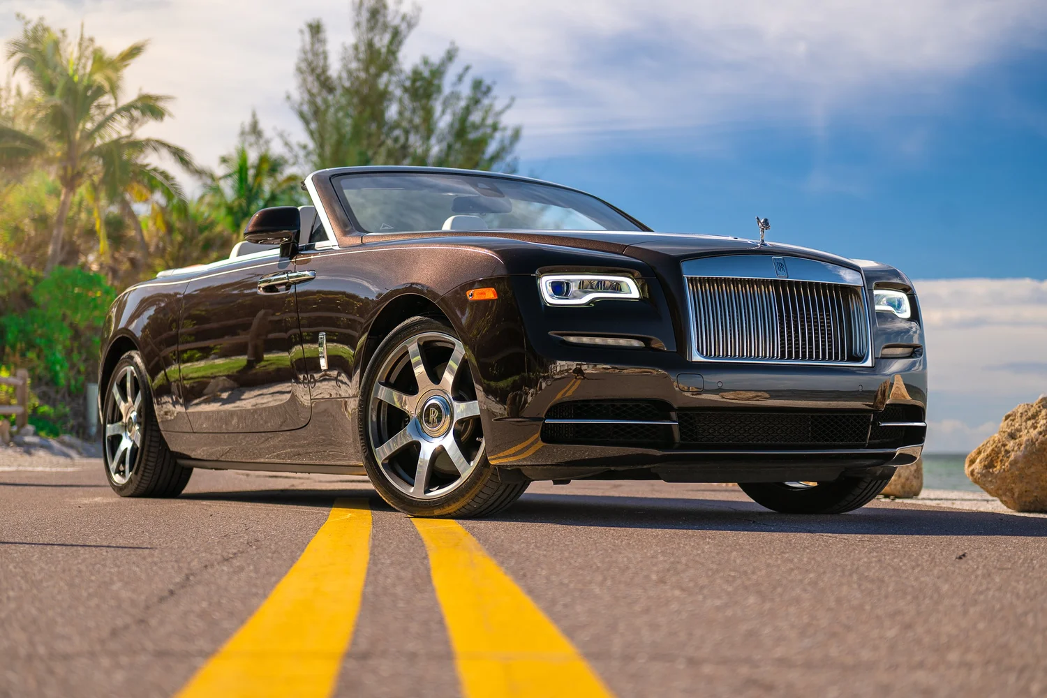 Car Cave SRQ - Classic, Exotic, and Luxury Car Sales