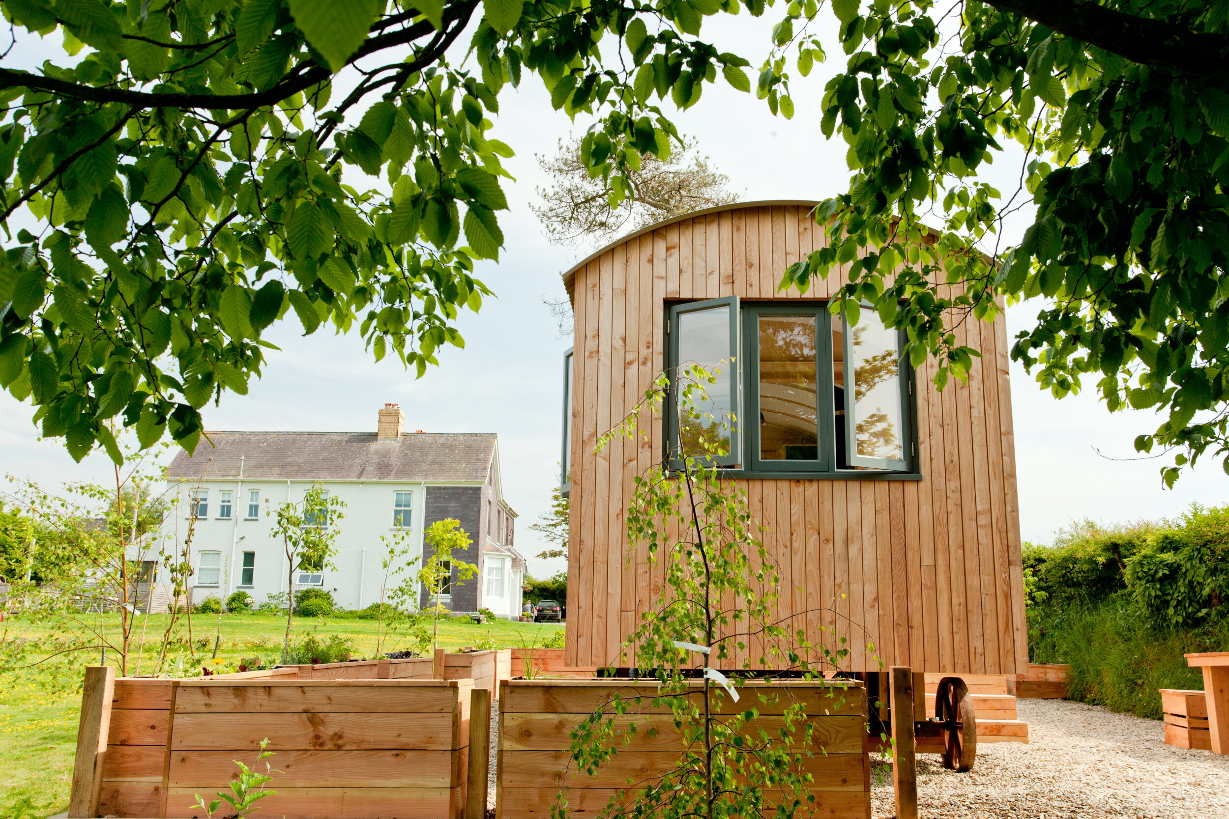 Shepherd's Hut Holiday Pembrokeshire - Douglas & Birch Hut, Moylegrove