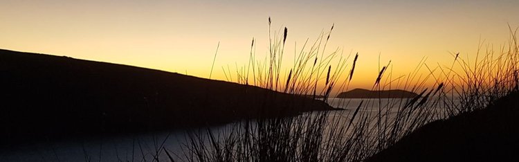 Mwnt Beach Guide - Cardigan Bay, Ceredigion