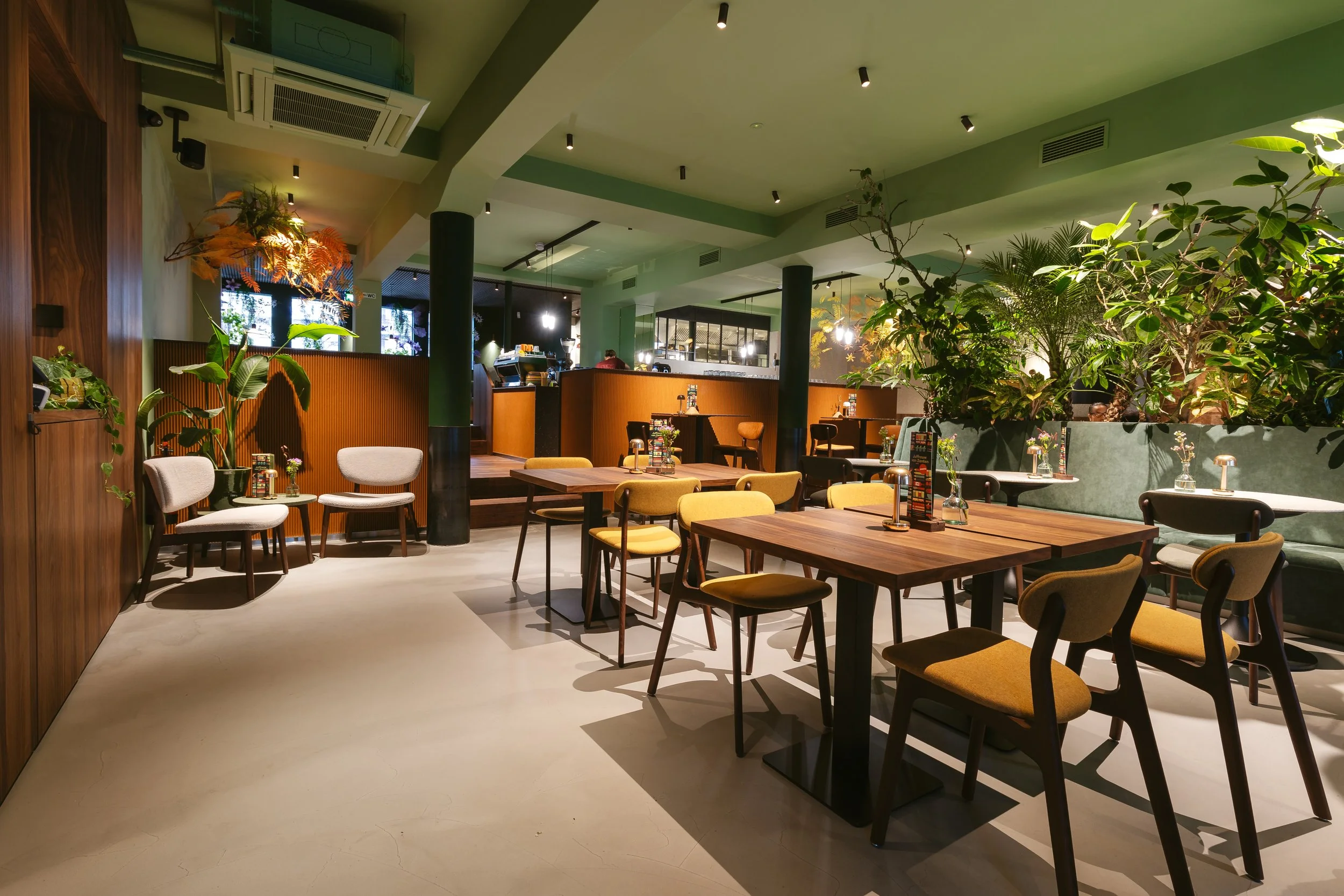 Juffrouw van Zanten, Rotterdam — .PLANQ