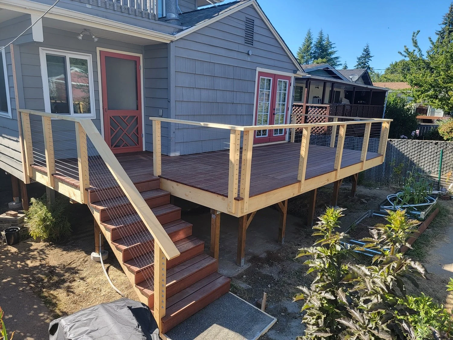 Seattle Mahogany Decks - Custom Design and Construction