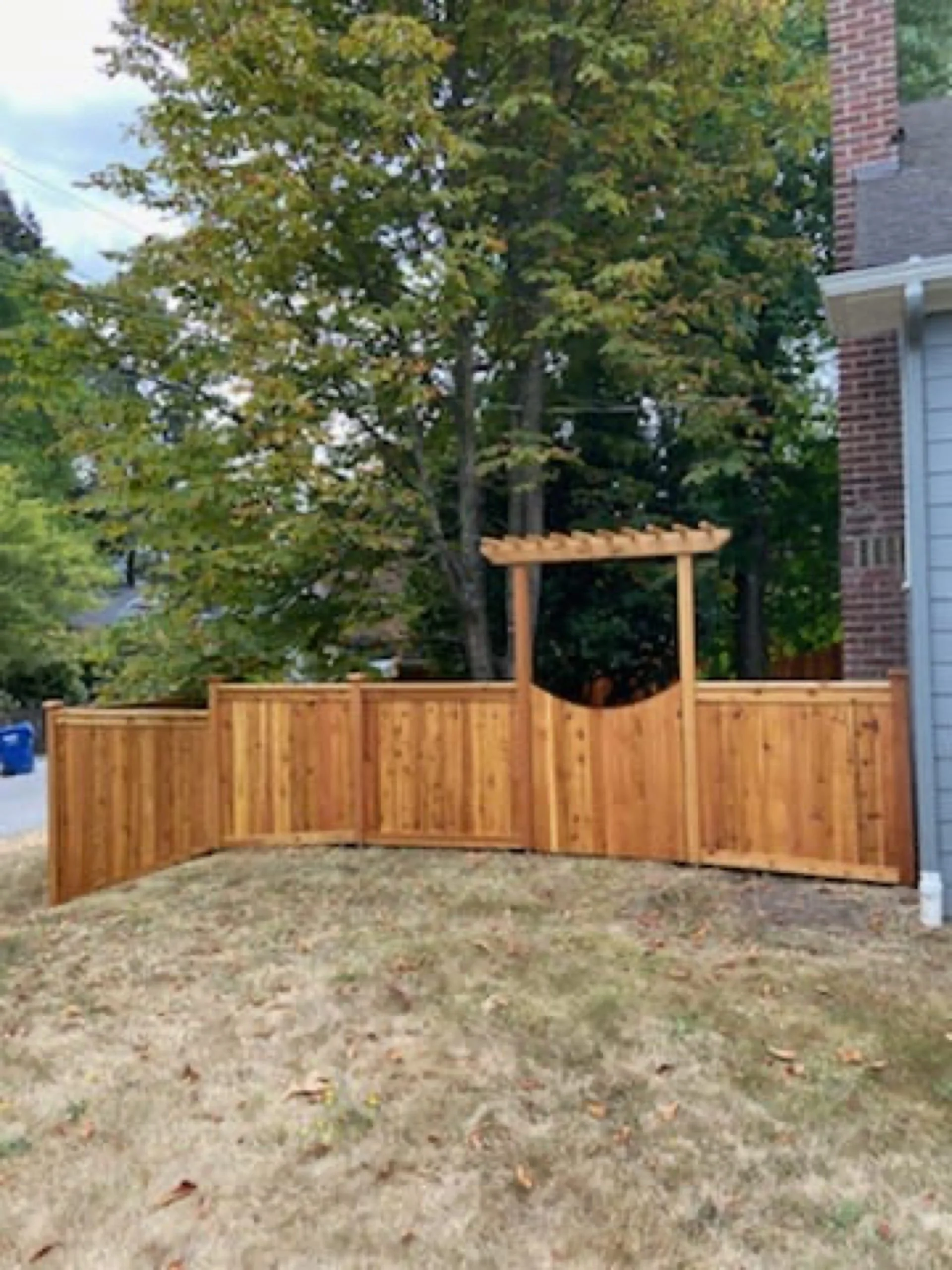 Picture Frame Fences in Seattle