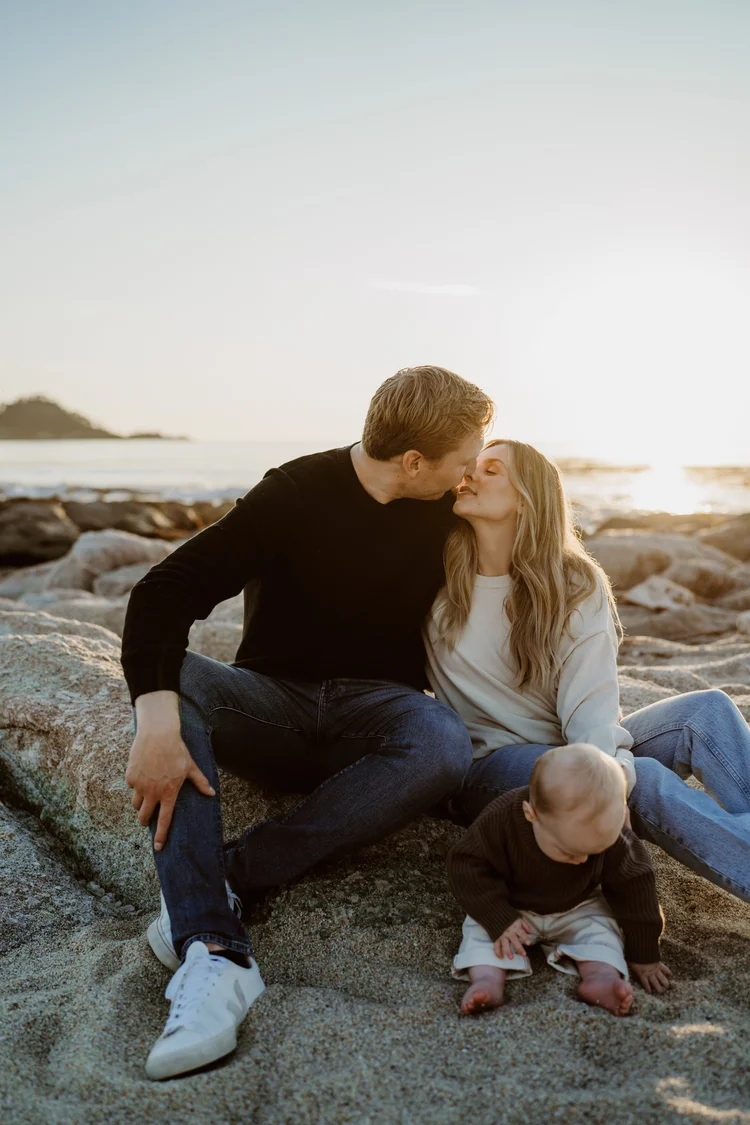 Alexandra Megan Photography, LLC. Lifestyle Family and Maternity ...