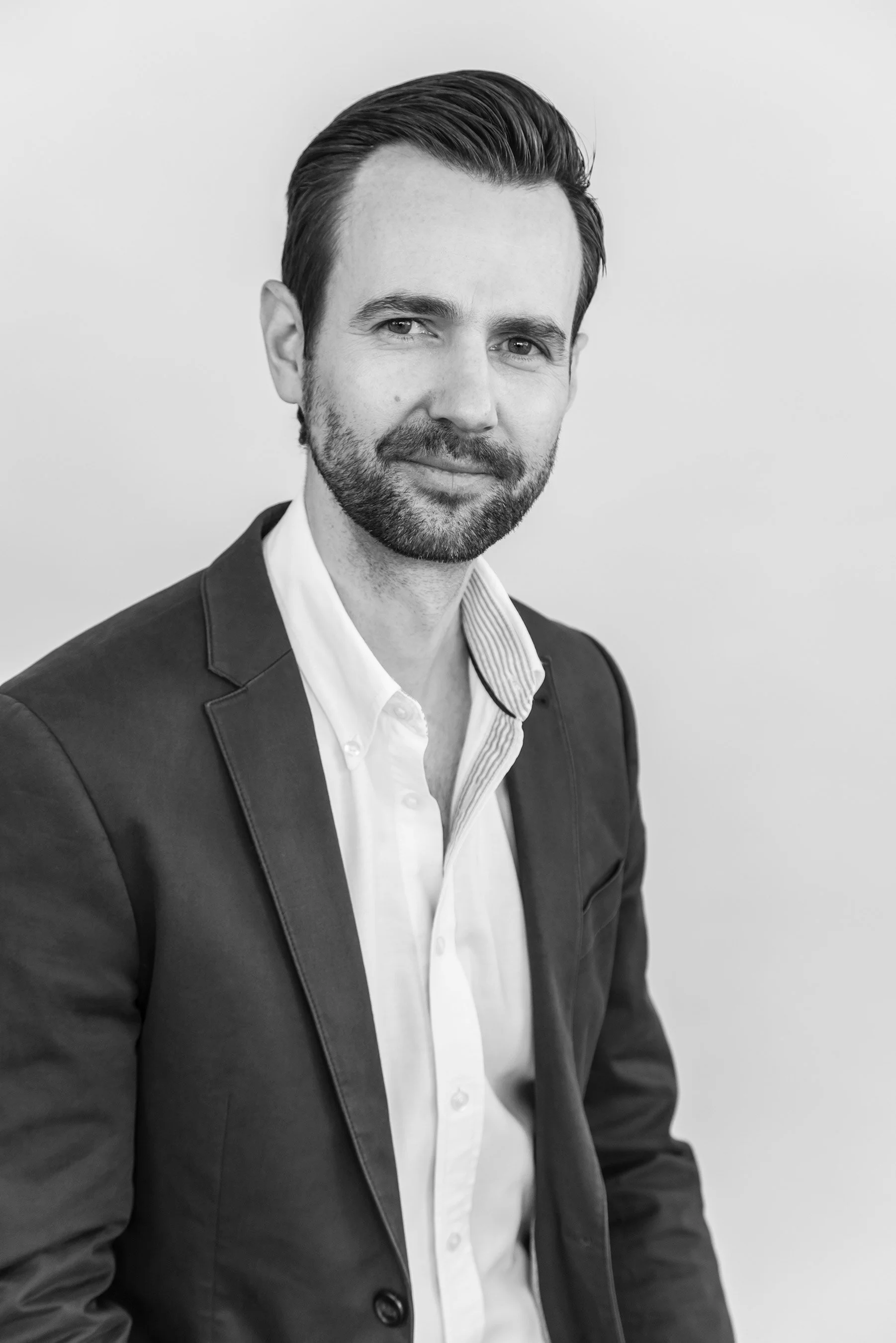 The Team — LINEAIRE PROJECTS