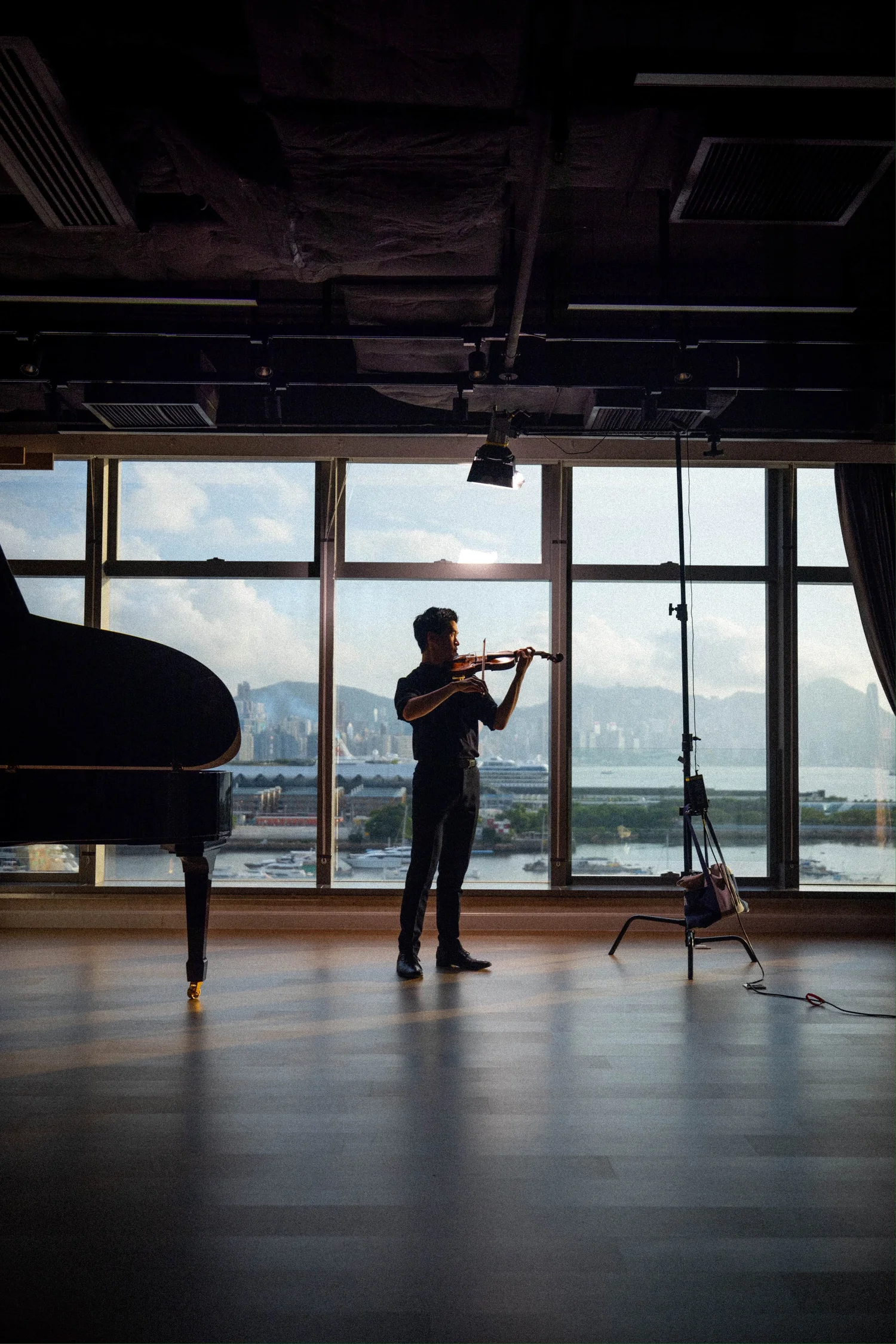 Biography — Aaron Chan