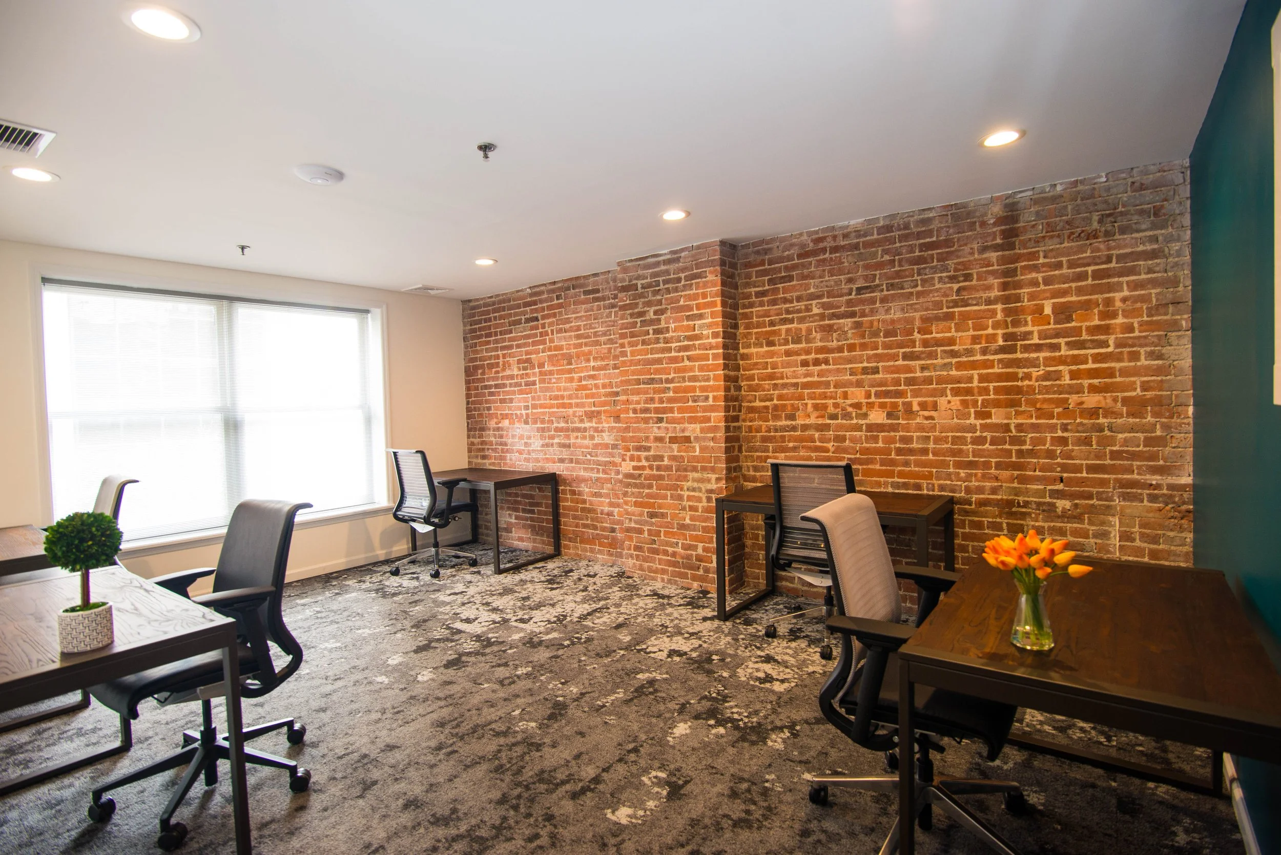 Private Offices Morristown NJ — En Masse Coworking