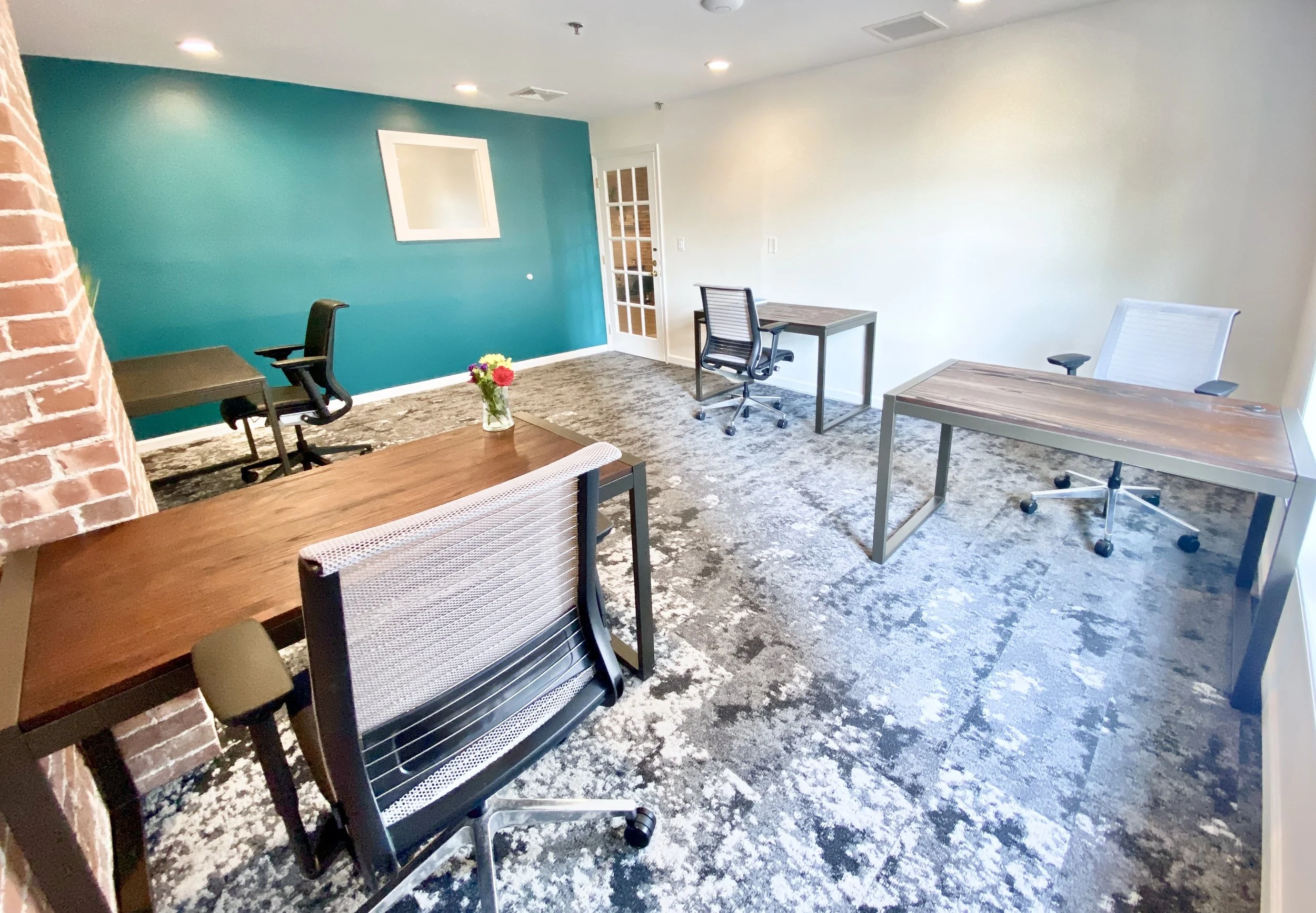 Private Offices Morristown NJ — En Masse Coworking