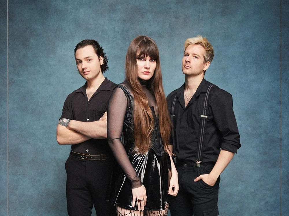 Calva Louise — Featured Artists Coalition