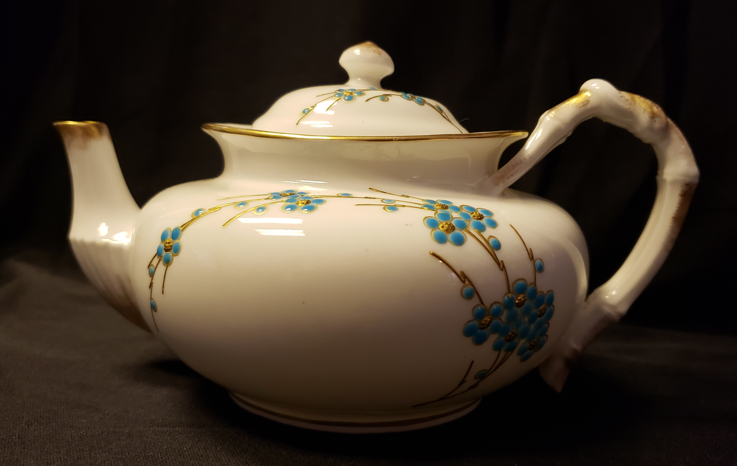 Lotus Teapots — Museum of Ceramics