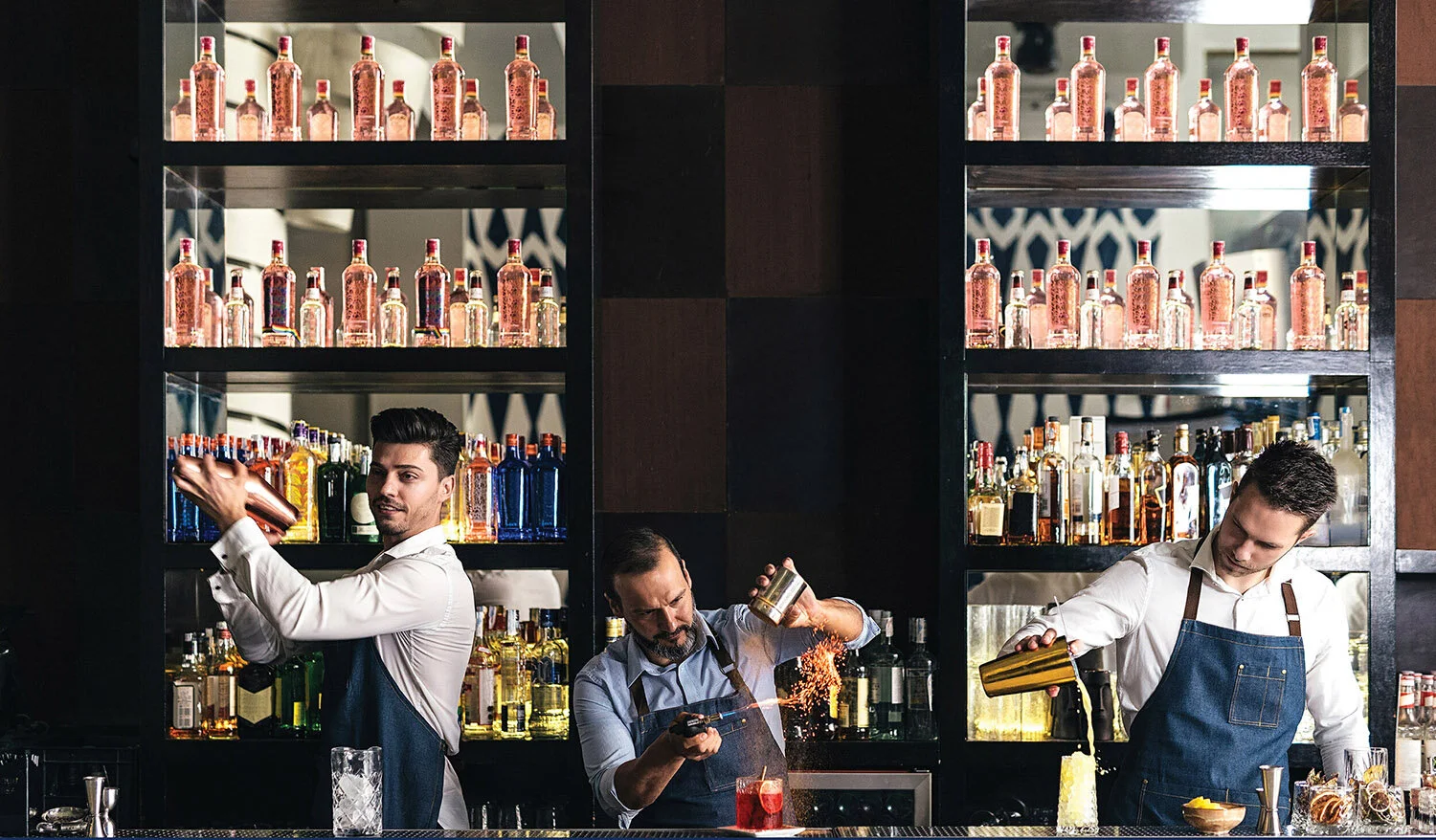 Avery | Fancy Cocktail Bar | Brand, Packaging & Website Designer in ...