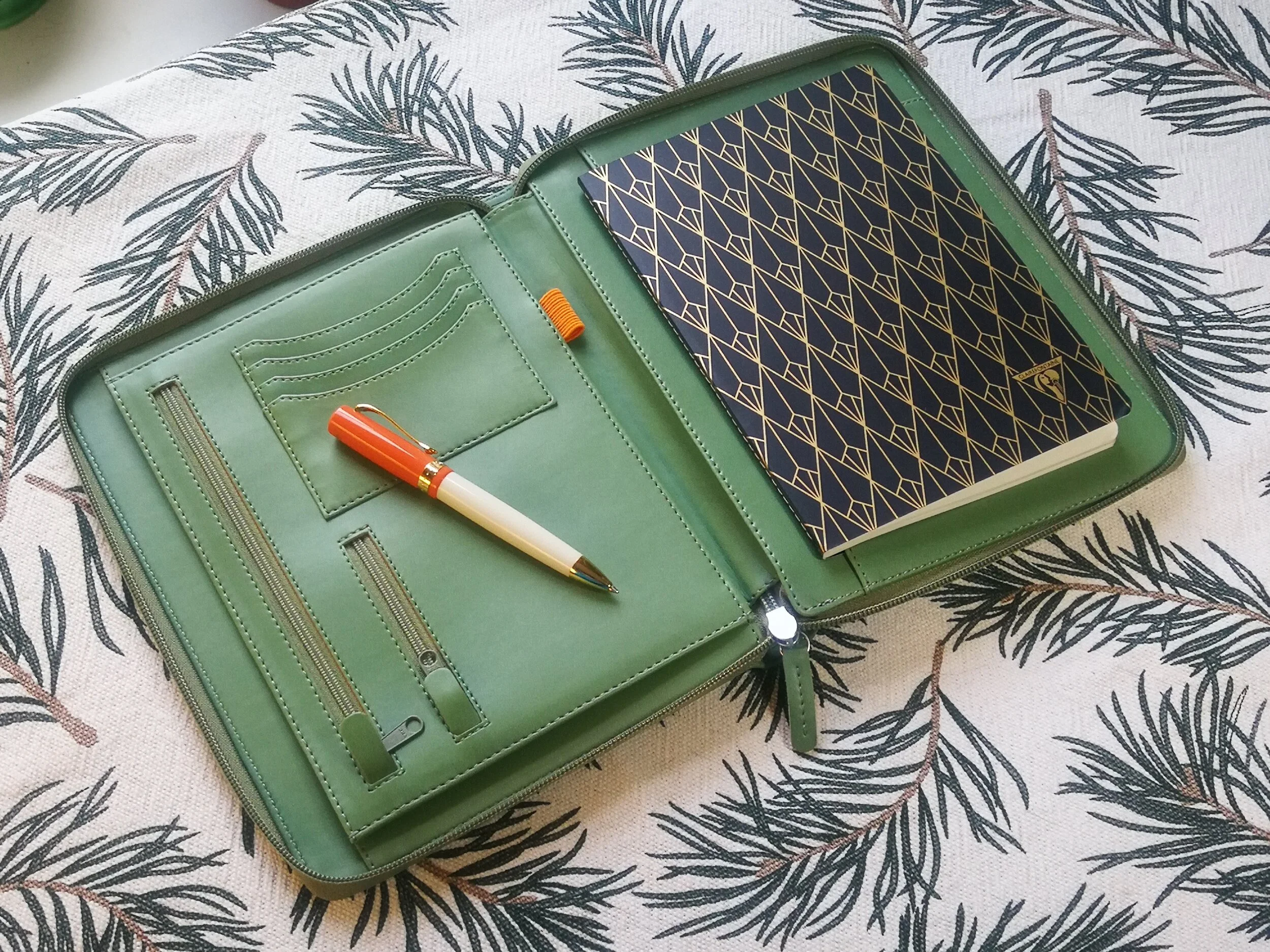 What Stationery Do I Need For Uni? — Libraries and Archives Paper Company