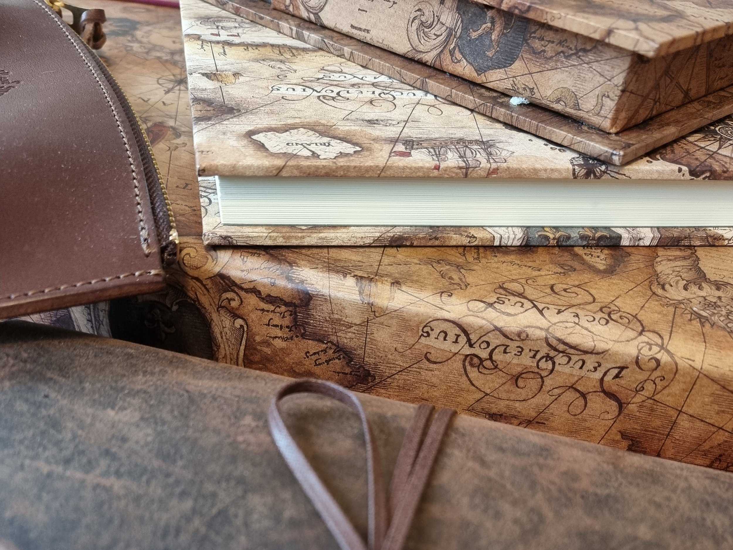 Libraries and Archives Paper Co.