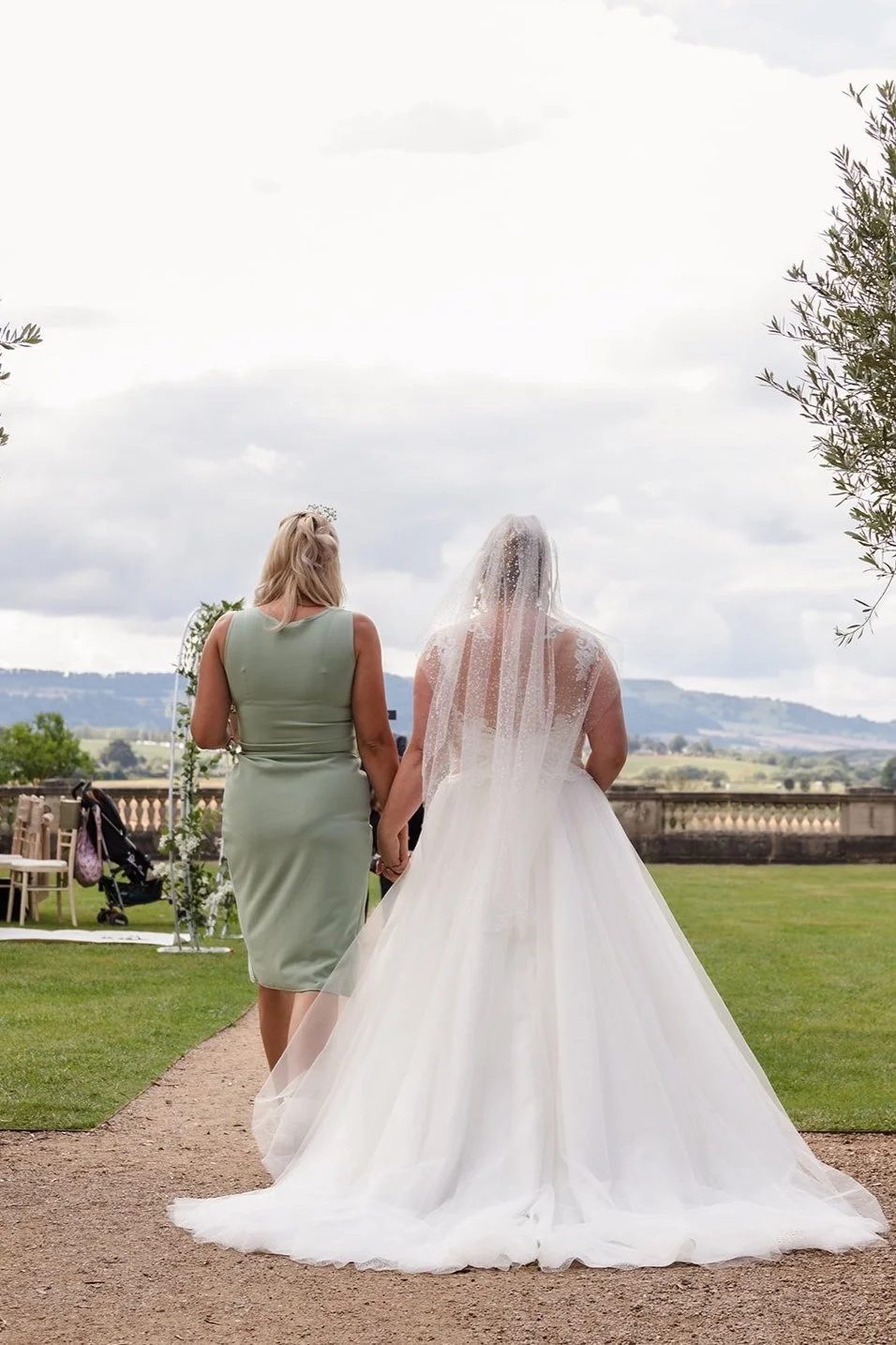 Explore Editorial Wedding Photography's Essence