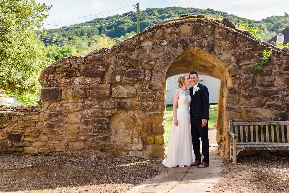 The Manor Arms Wedding Photography | Abberley's Charming Venue