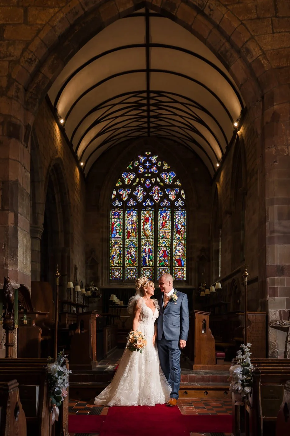 Beautiful Sunny Wedding at Hogarths Stone Manor with Stuart & Tracey