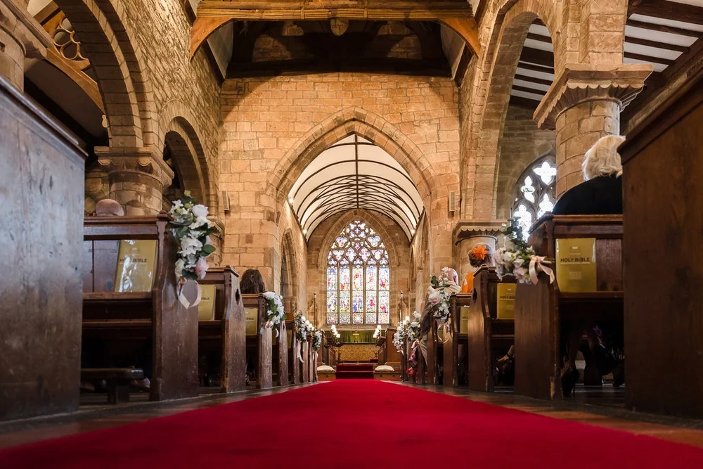 Beautiful Sunny Wedding at Hogarths Stone Manor with Stuart & Tracey