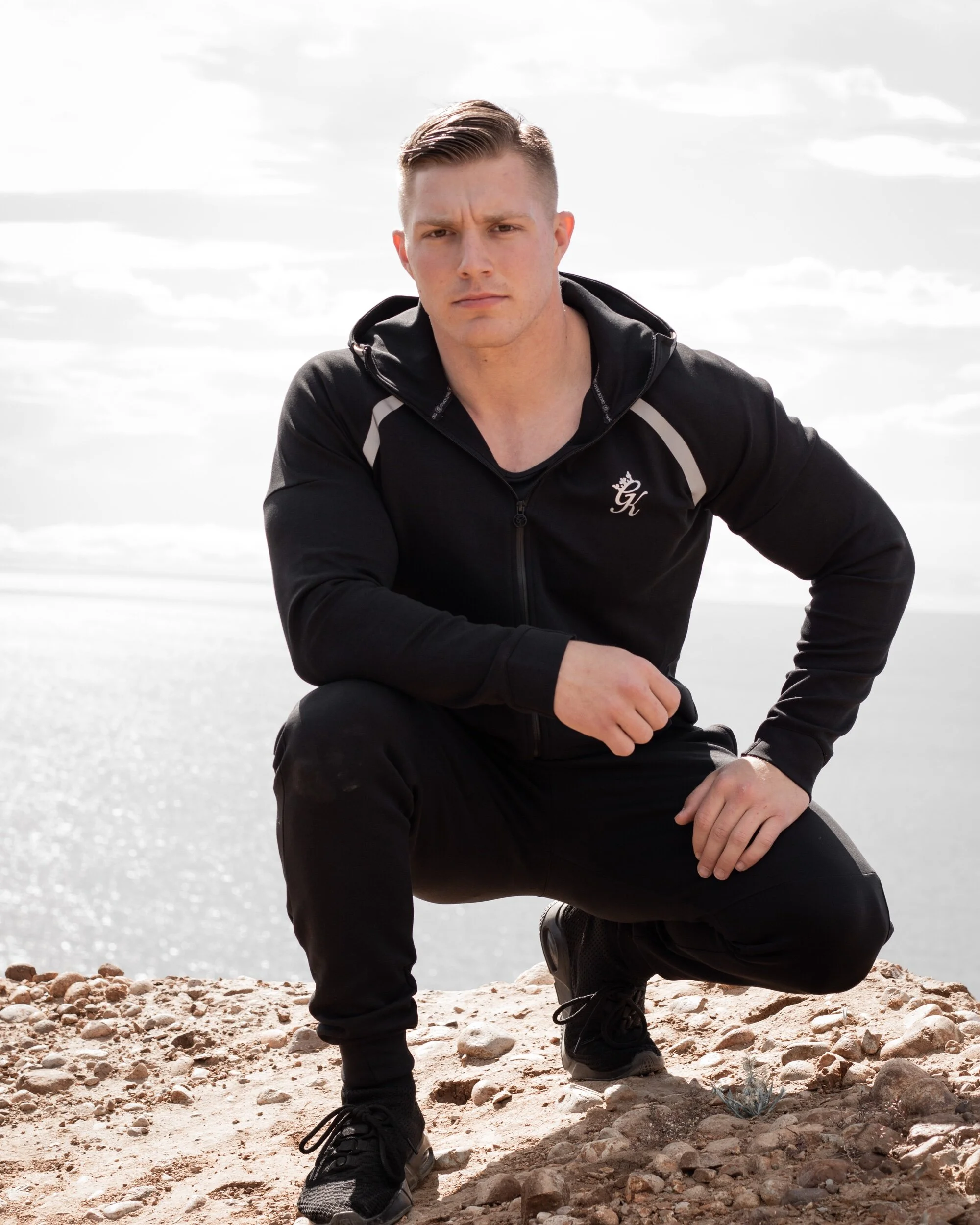 Bio — Tyler Valenzia