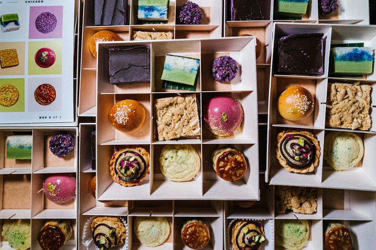 BAKERS BOX — With Warm Welcome by Arnold Byun