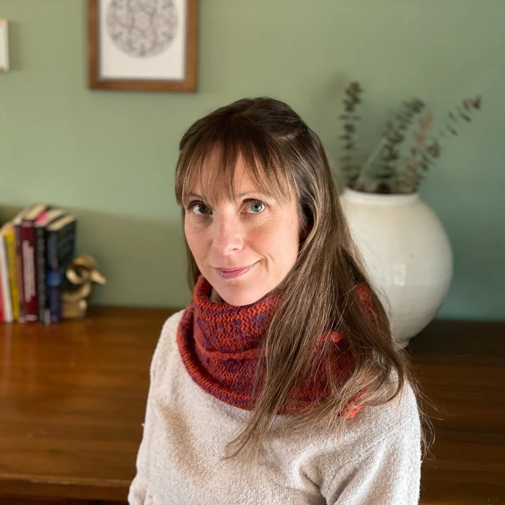 Meet our Therapists — Encircle | An LGBTQ+ Youth & Family Resource