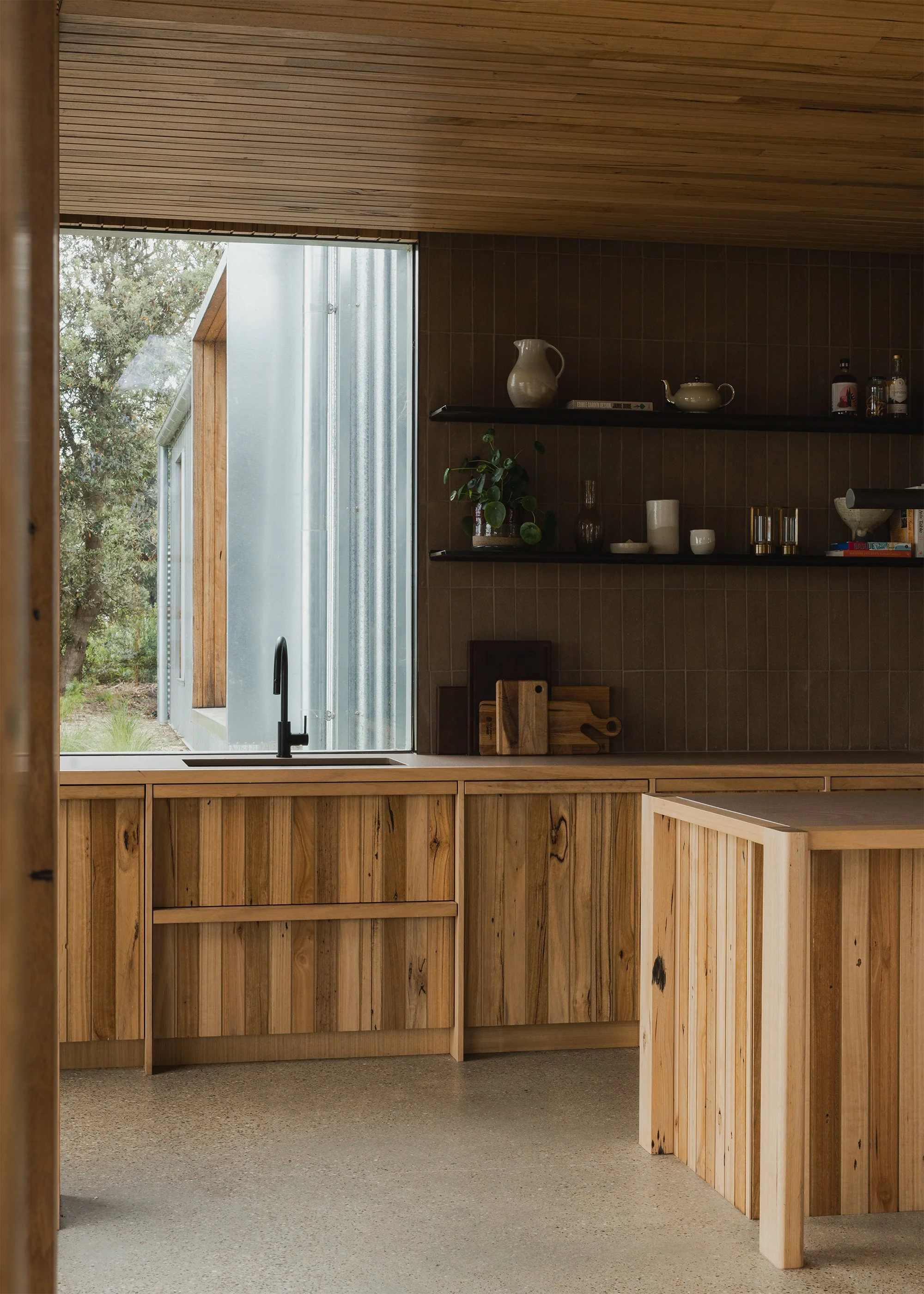 This Modern Country House Was Designed to Embrace Calm and the ...