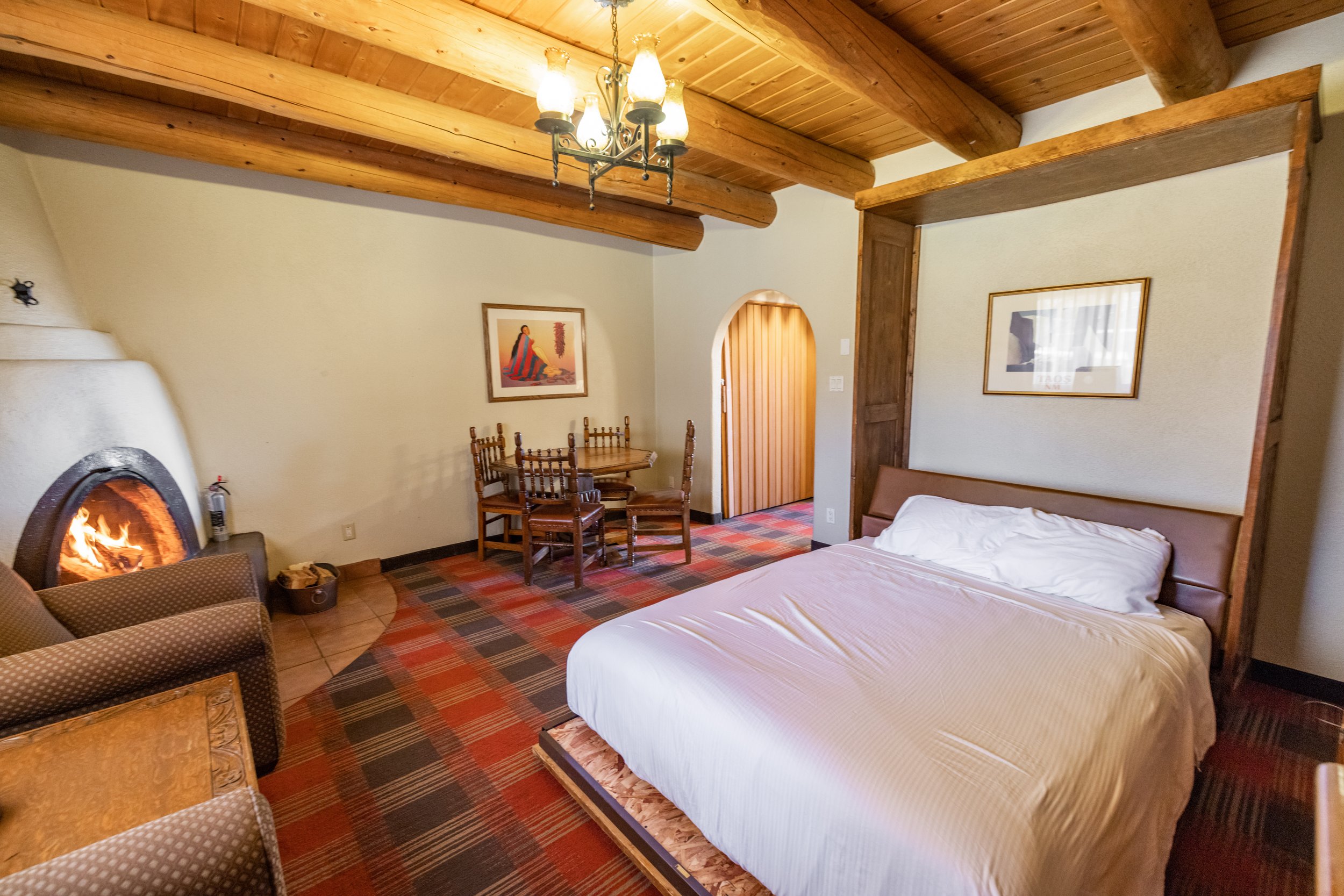 Sagebrush Inn & Suites