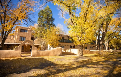 Sagebrush Inn & Suites