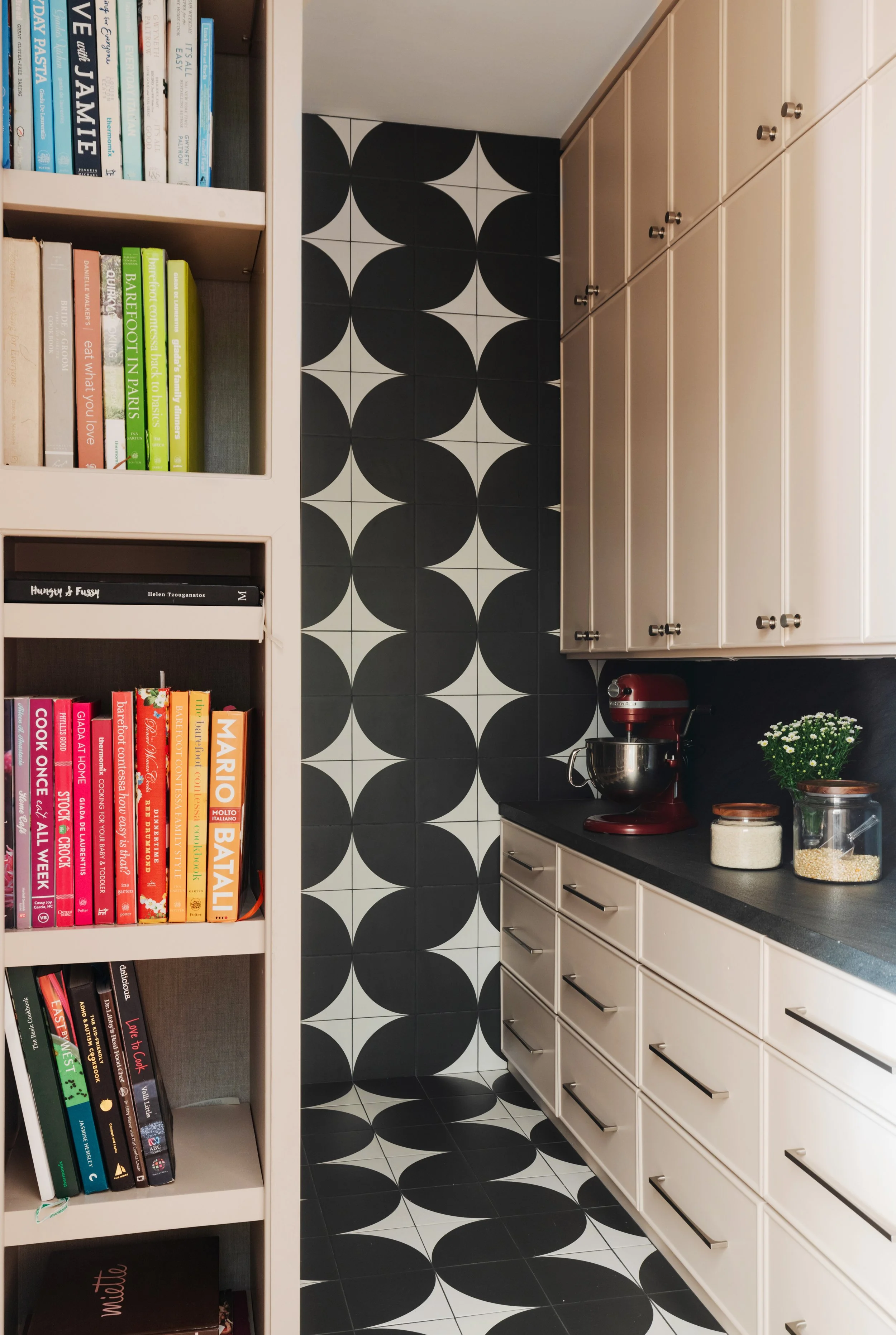 Smithson(Modern Joy) — Chairma Design Group