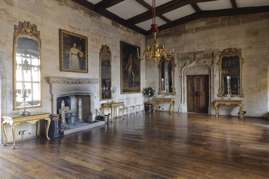 A tour of the 12th century Cotswold Castle — Berkeley Castle