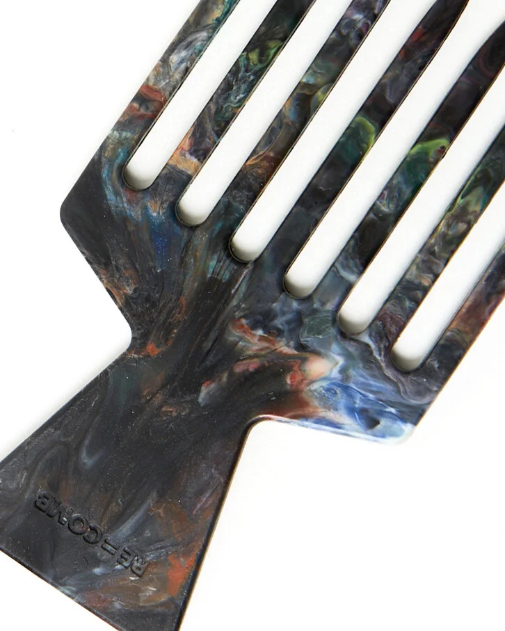 Hair combs made from recycled plastic — Re=Comb