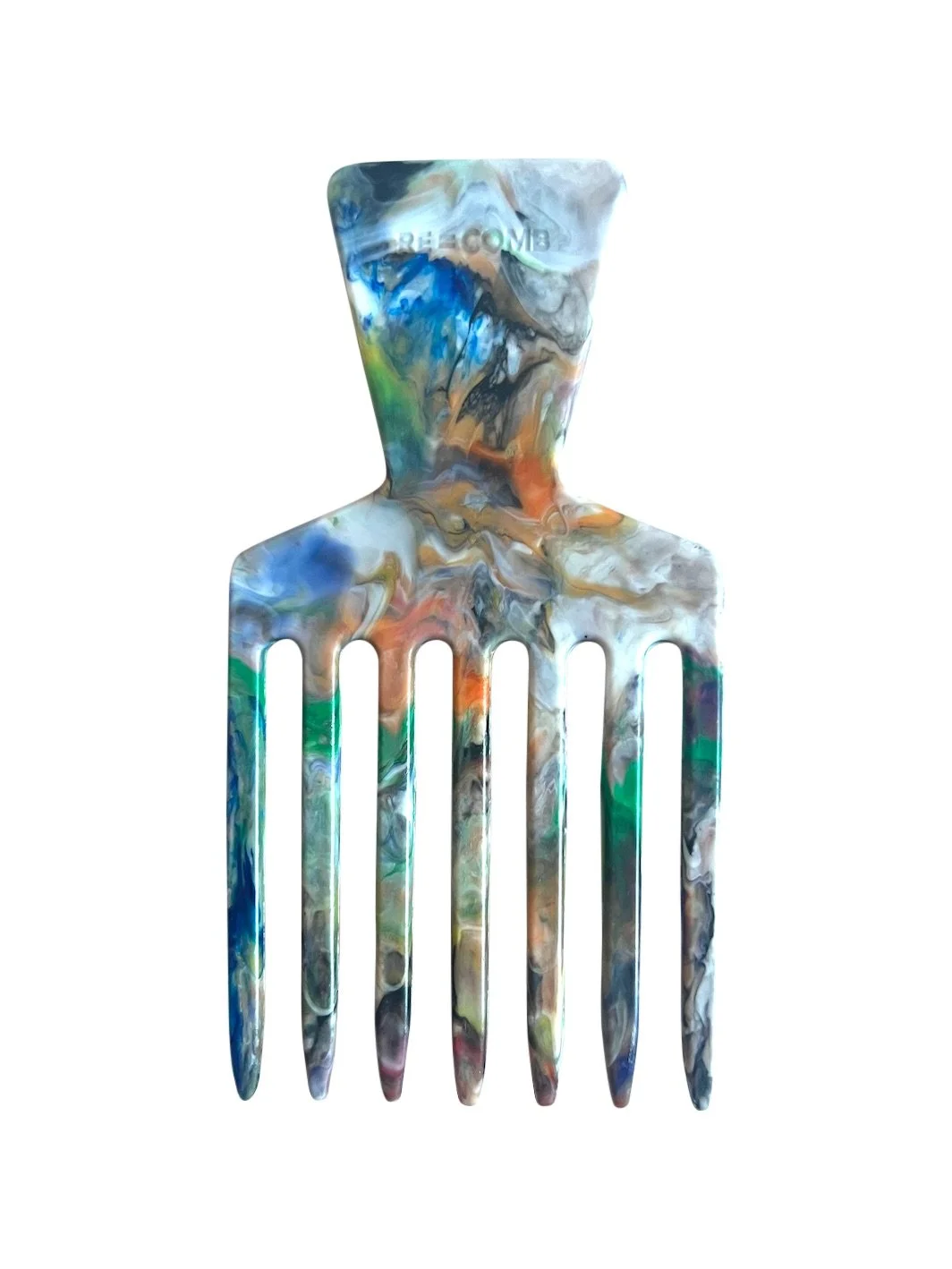 Hair combs made from recycled plastic — Re=Comb
