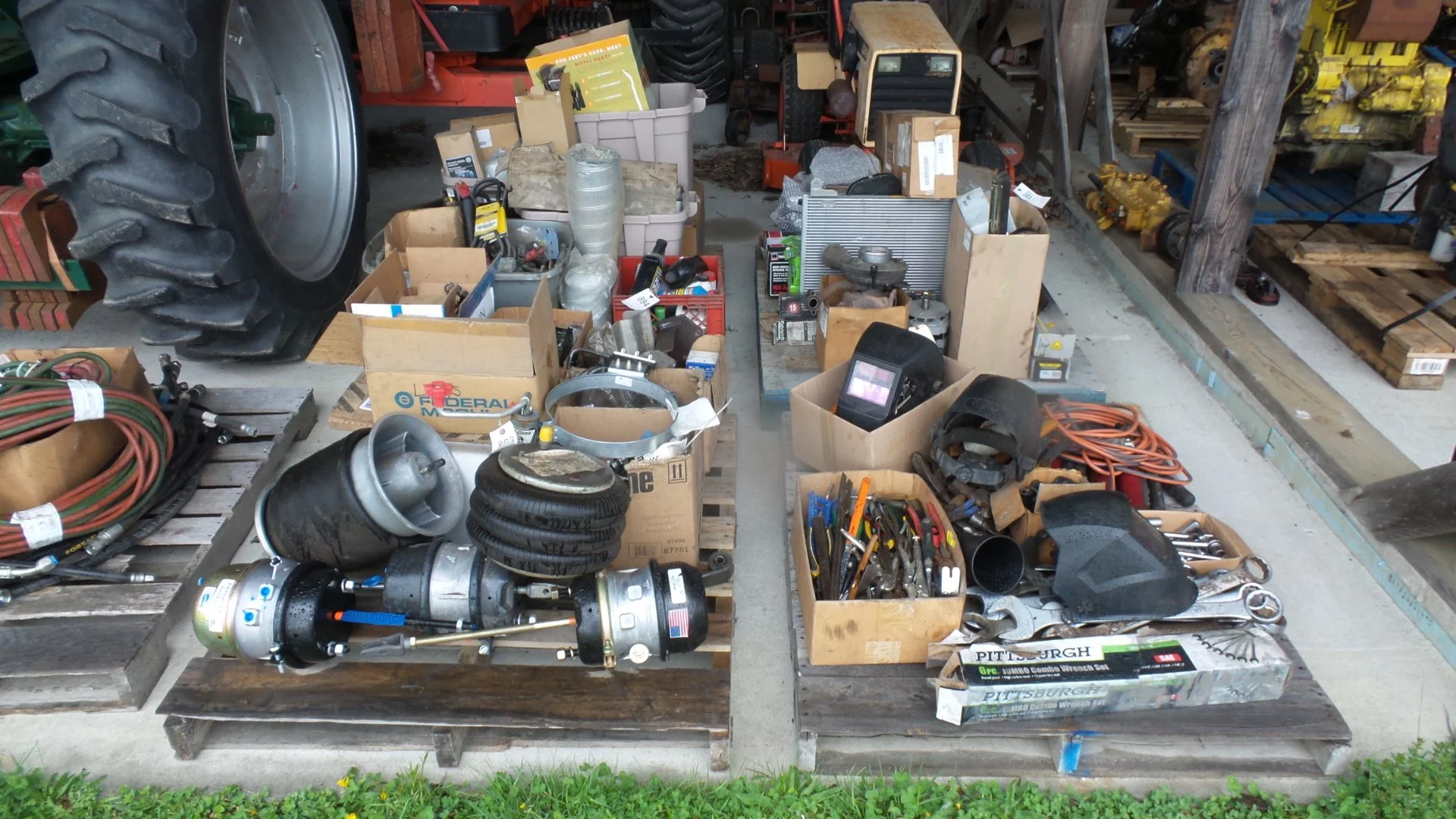 Auction Items — Chapman Services