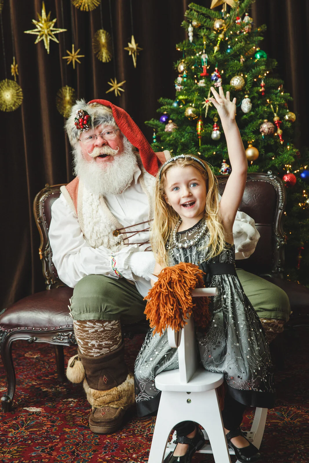 Santa Photos Seattle | Classic Santa Portraits | SATYA PHOTOGRAPHY