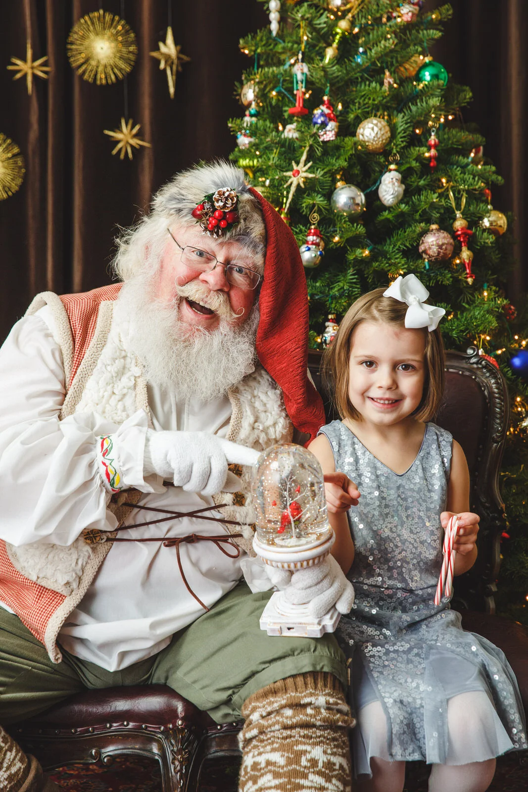 Santa Photos Seattle | Classic Santa Portraits | SATYA PHOTOGRAPHY