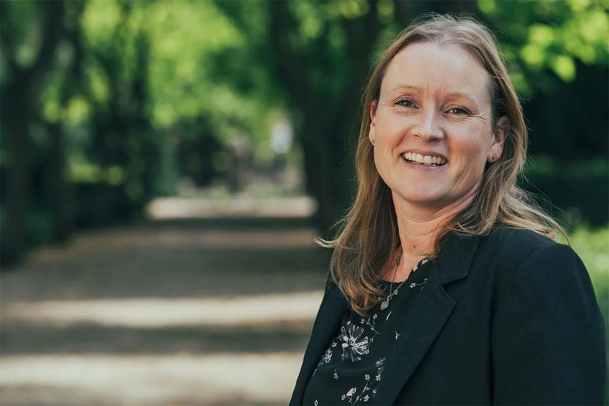 Kontakt en dygtig lokal bedemand på Lolland 24/7